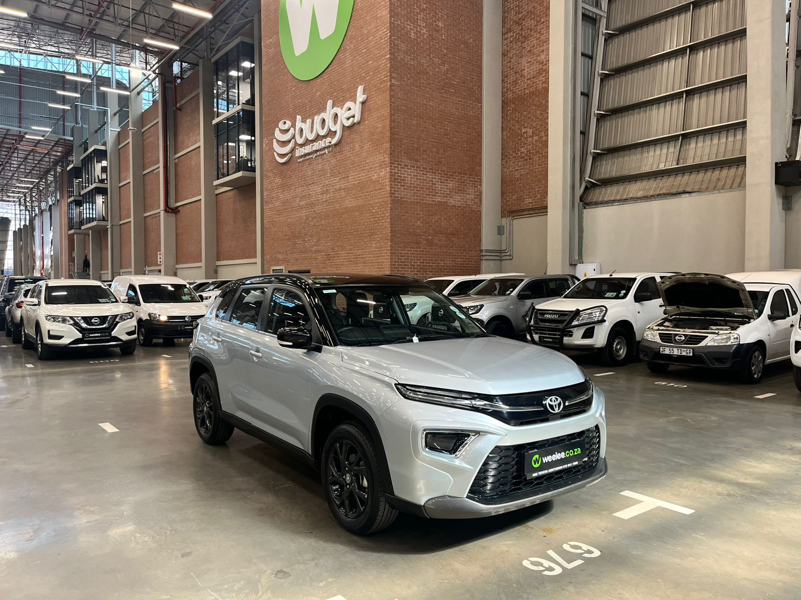2025 Toyota Urban Cruiser 1.5 XR Auto Q2FyTGlzdGluZzo0ODY5ODE R352900 ...