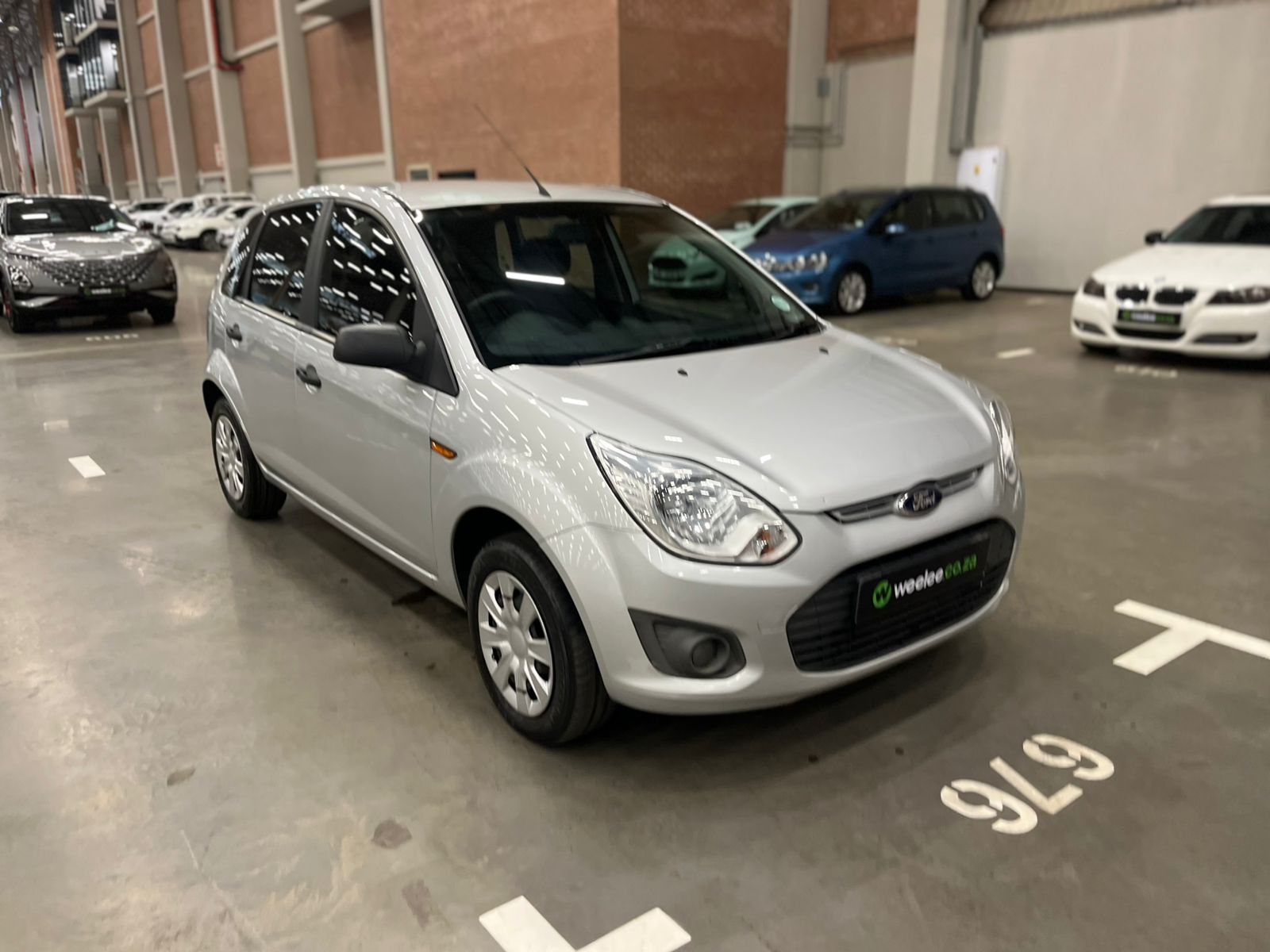 2014 Ford Figo 1.4 TDCi Ambiente 5-Door Hatch Back ...