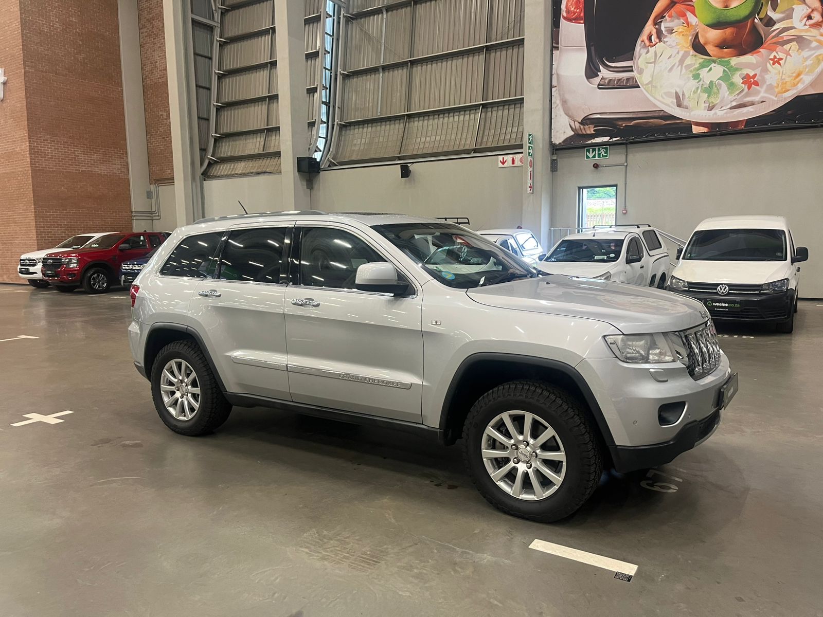 2012 Jeep Grand Cherokee 5.7 Hemi V8 259 kW - Mark II Overland ...