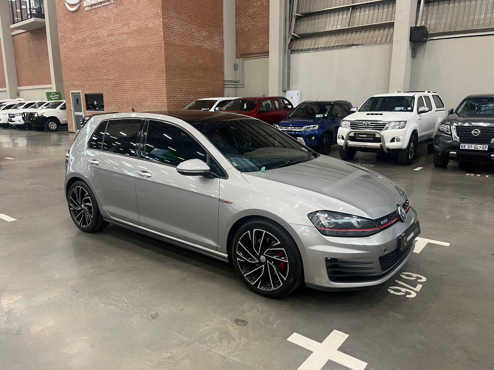 2017 Volkswagen VW Golf 7 GTi 2.0 TSi DSG Q2FyTGlzdGluZzozOTIzNDI ...