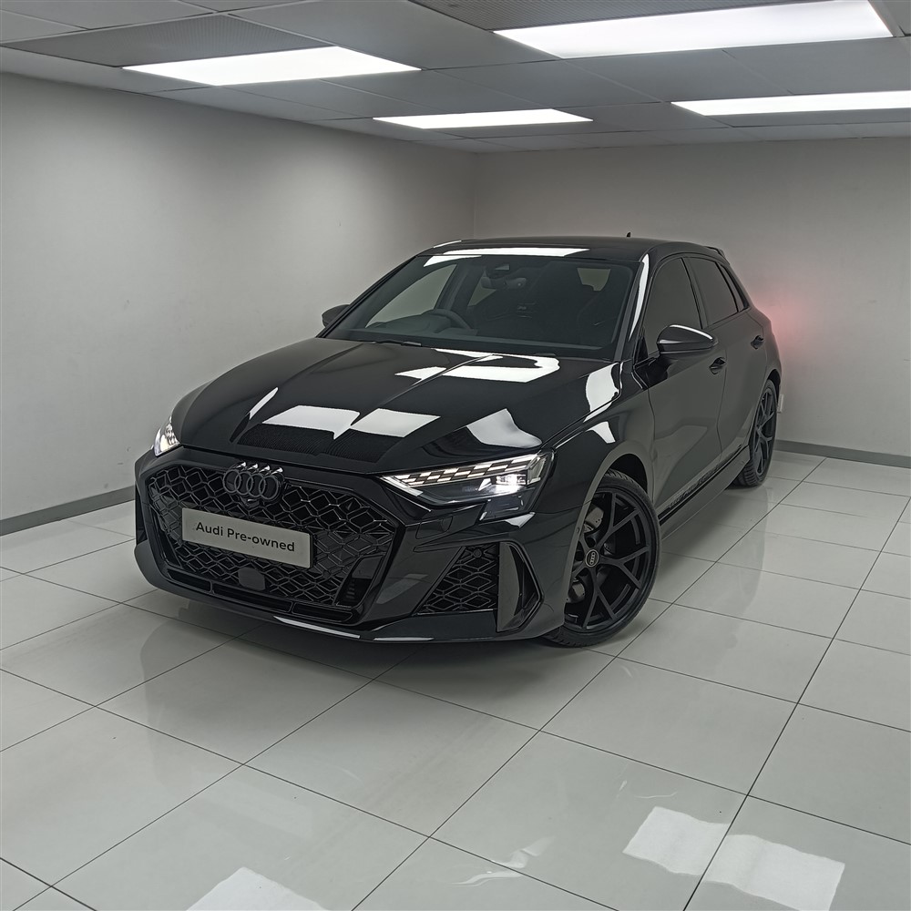 2025 Audi RS3 Sportback Quattro S-Tronic Carbon Edition ...