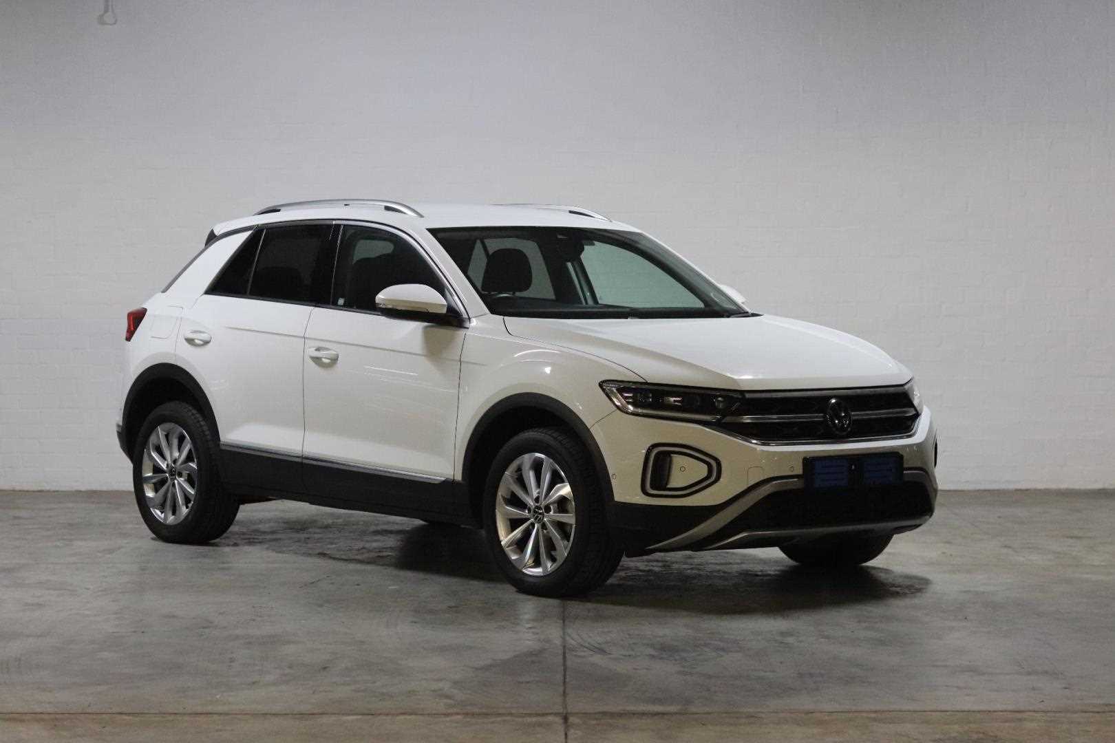 2023 Volkswagen VW T-Roc TSI Design 110kW Q2FyTGlzdGluZzo0MDI1NzI ...