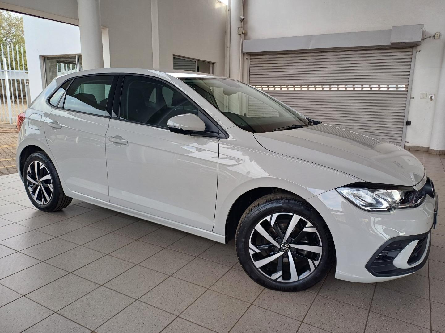 2024 Volkswagen VW Polo 1.0 TSI Life Q2FyTGlzdGluZzo0OTEyNzc R314900 ...