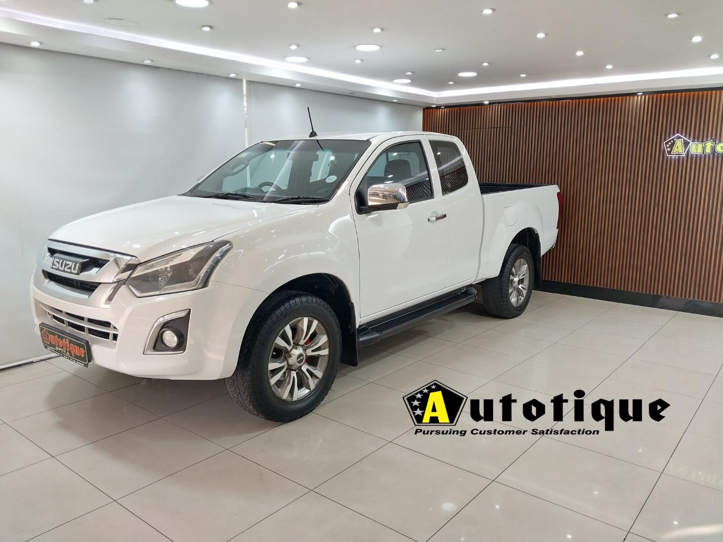 2017 Isuzu KB 300 D-TEQ LX 130 kW Extended Cab Auto ...