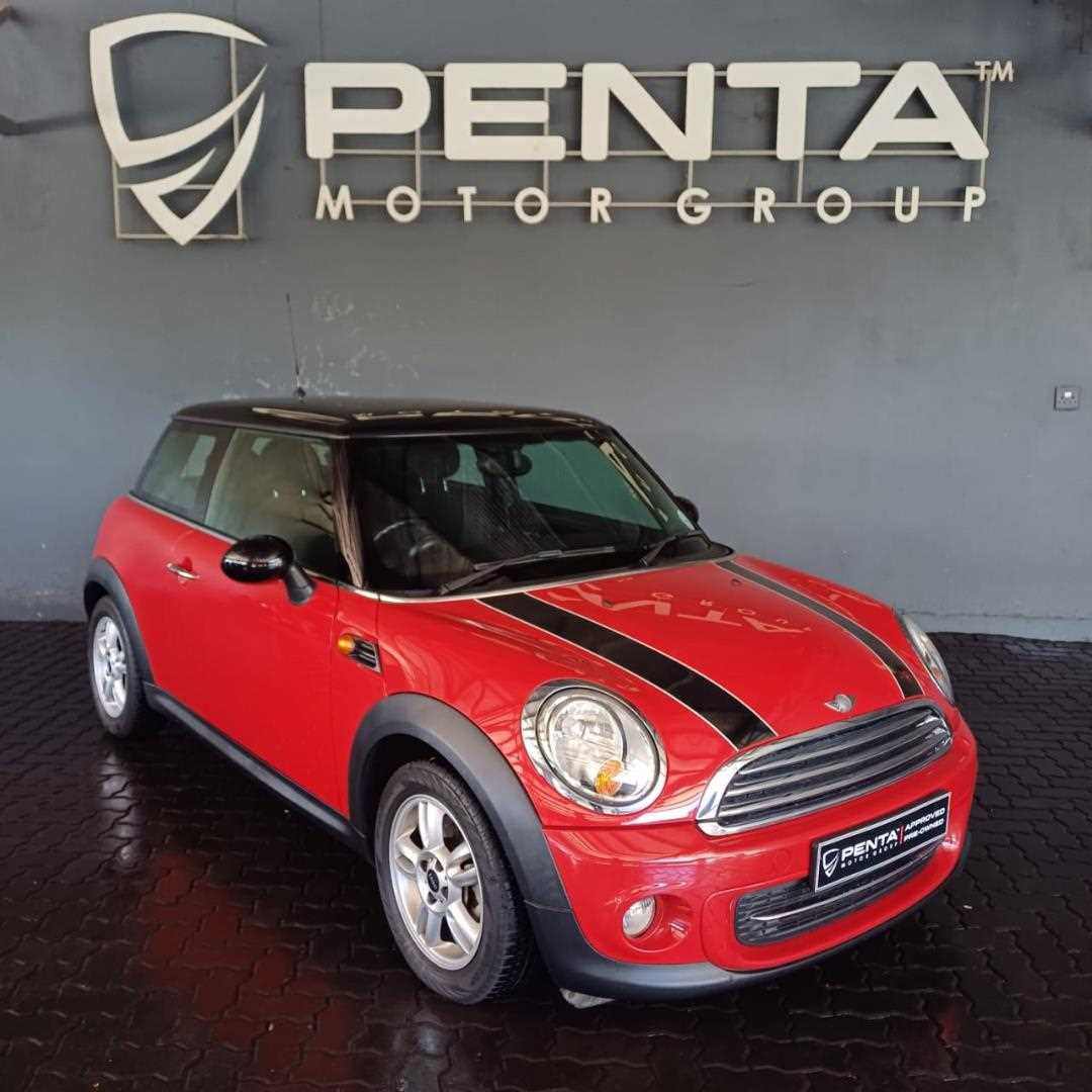 2013 MINI Cooper Mark III 90 kW Q2FyTGlzdGluZzozNzk5NDU R100000 | Avo Auto