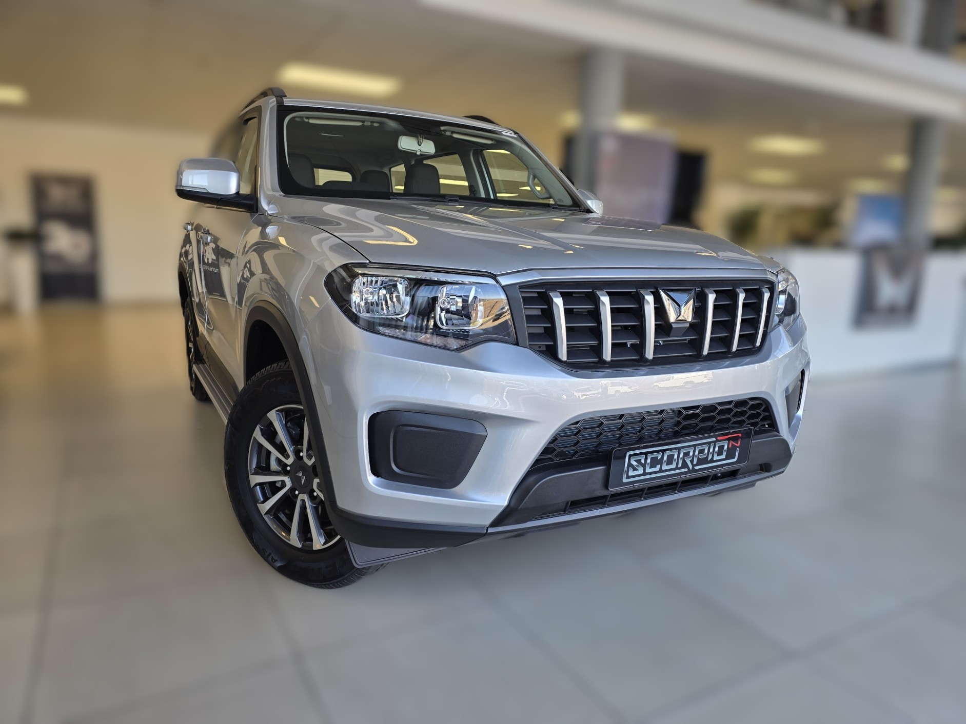 2025 Mahindra Scorpio-N 2.2D Auto Z4 Q2FyTGlzdGluZzo0NzM3NTI R465000 ...