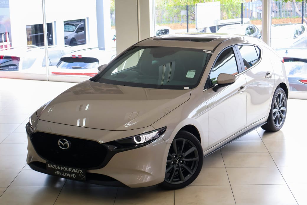 2025 Mazda 3 2.0 Astina Hatch Auto 5 Door Q2FyTGlzdGluZzo0NDY4MDg ...