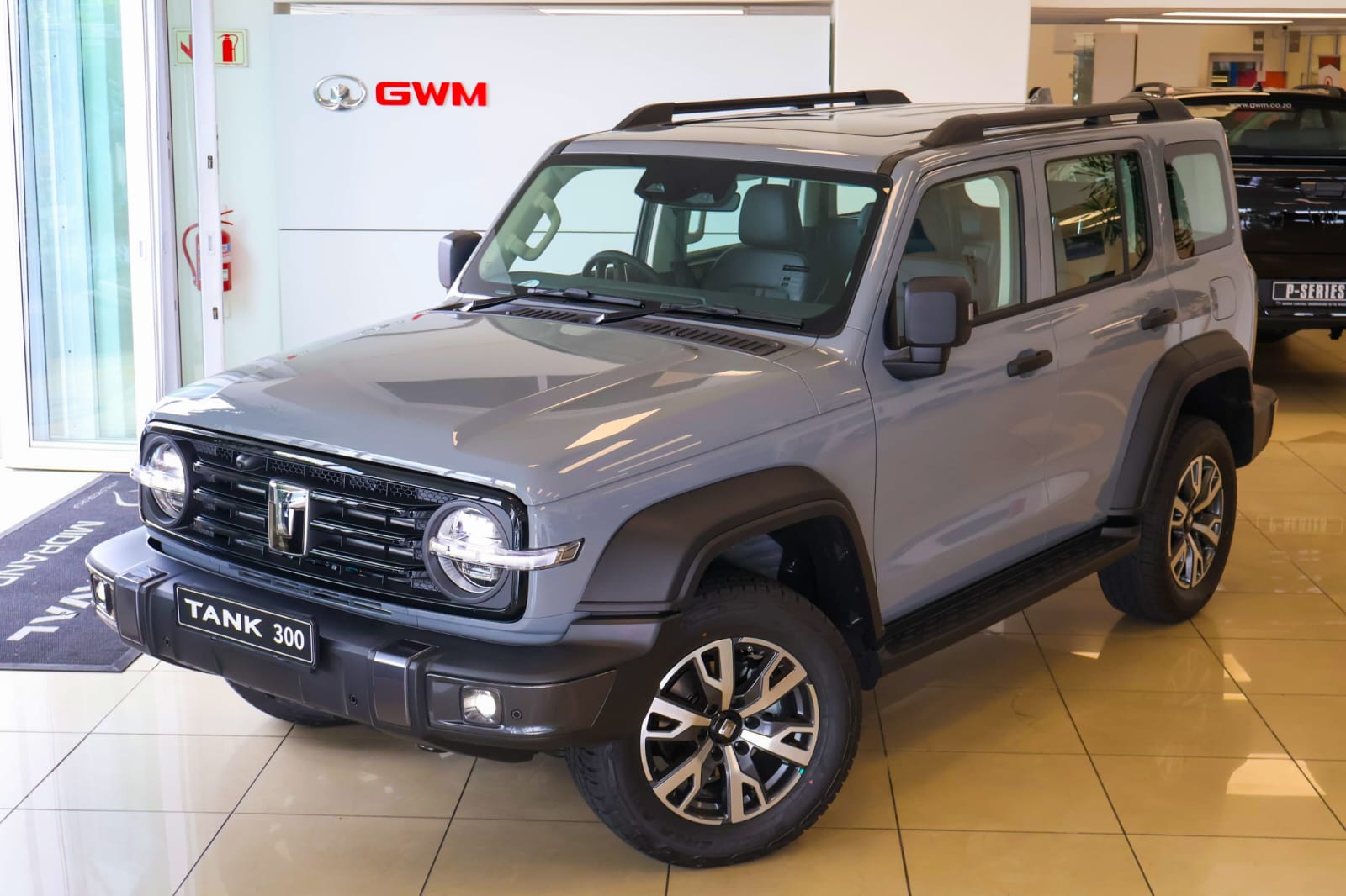 2025 GWM Tank 300 2.4TD Ultra Luxury Auto 4x4 Q2FyTGlzdGluZzo0Mjk3NTg ...