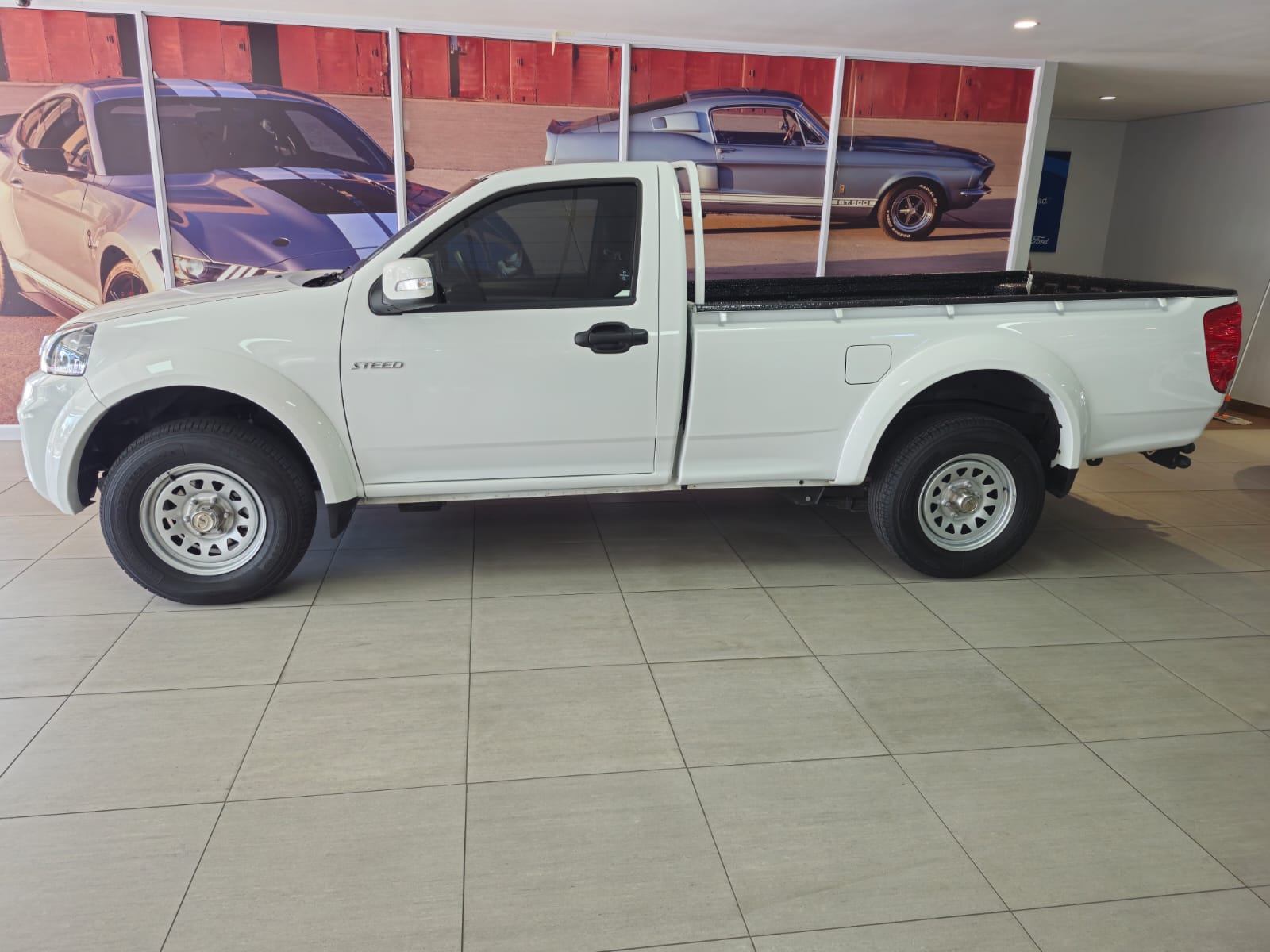 2025 GWM Steed 5 2.0 S Q2FyTGlzdGluZzo0NTk4MDE R269995 | Avo Auto