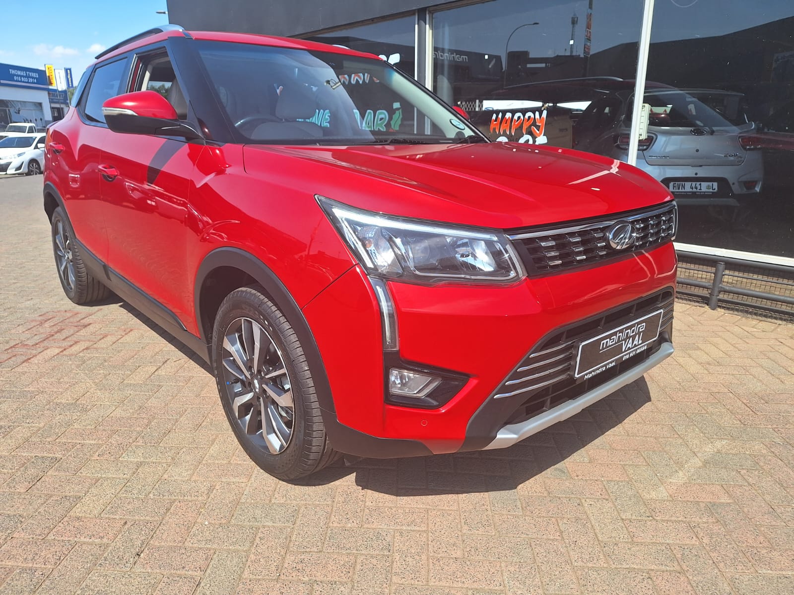 2019 Mahindra XUV 300 1.2T W8 Q2FyTGlzdGluZzo0MjY2MDQ R229900 | Avo Auto
