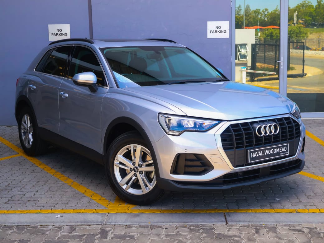 2021 Audi Q3 1.4T S-Tronic Urban Edition 35TFSI Q2FyTGlzdGluZzo0MDYzNjM R439900 | Avo Auto