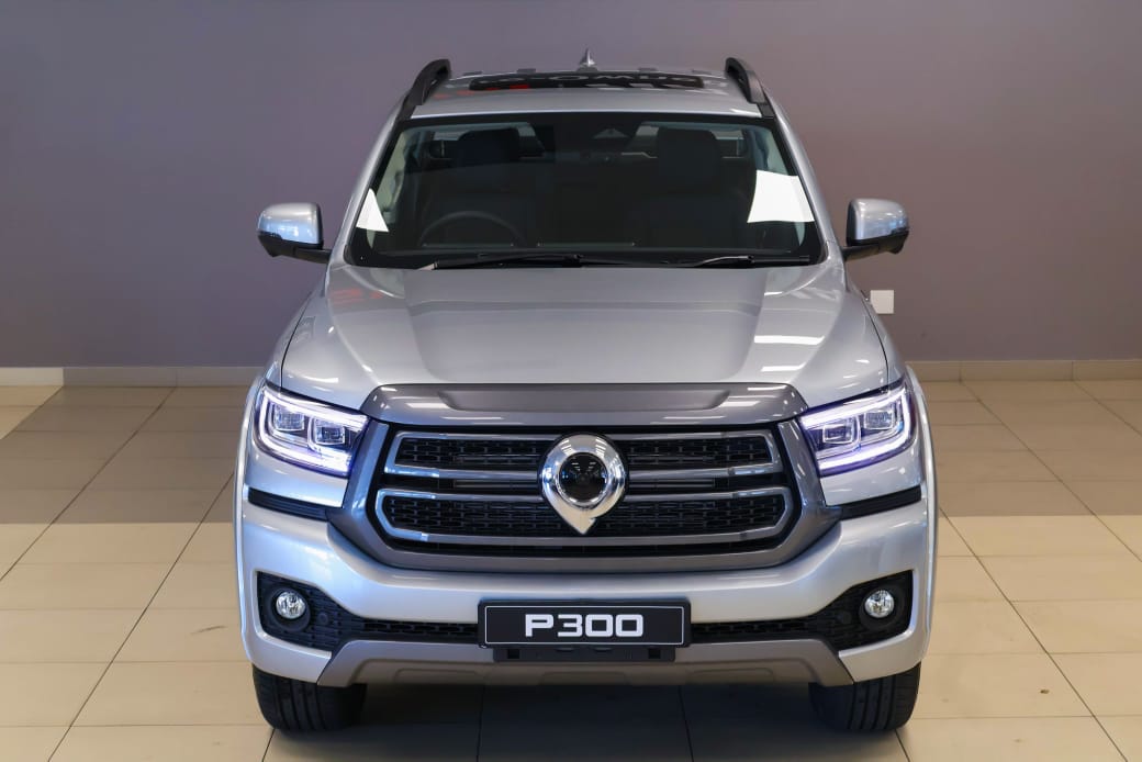 2025 GWM P300 2.4TD LT Double Cab Auto Q2FyTGlzdGluZzo0NjA0Mjc R599900 ...
