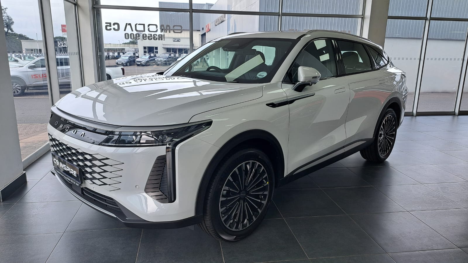 2025 Omoda C9 2.0 TGDi 400T Inspire Q2FyTGlzdGluZzo0MjI3OTQ R739900 ...