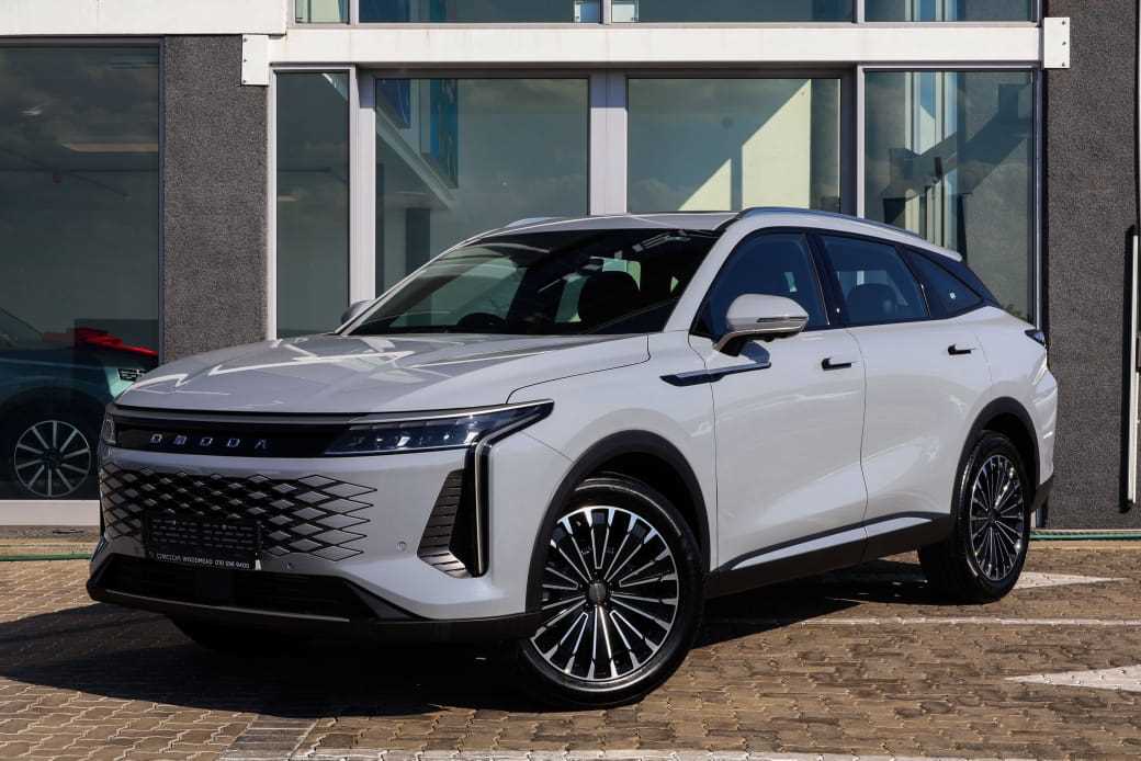 2025 Omoda C9 2.0 TGDi 400T Inspire Q2FyTGlzdGluZzo0NjgxMTA R739900 ...