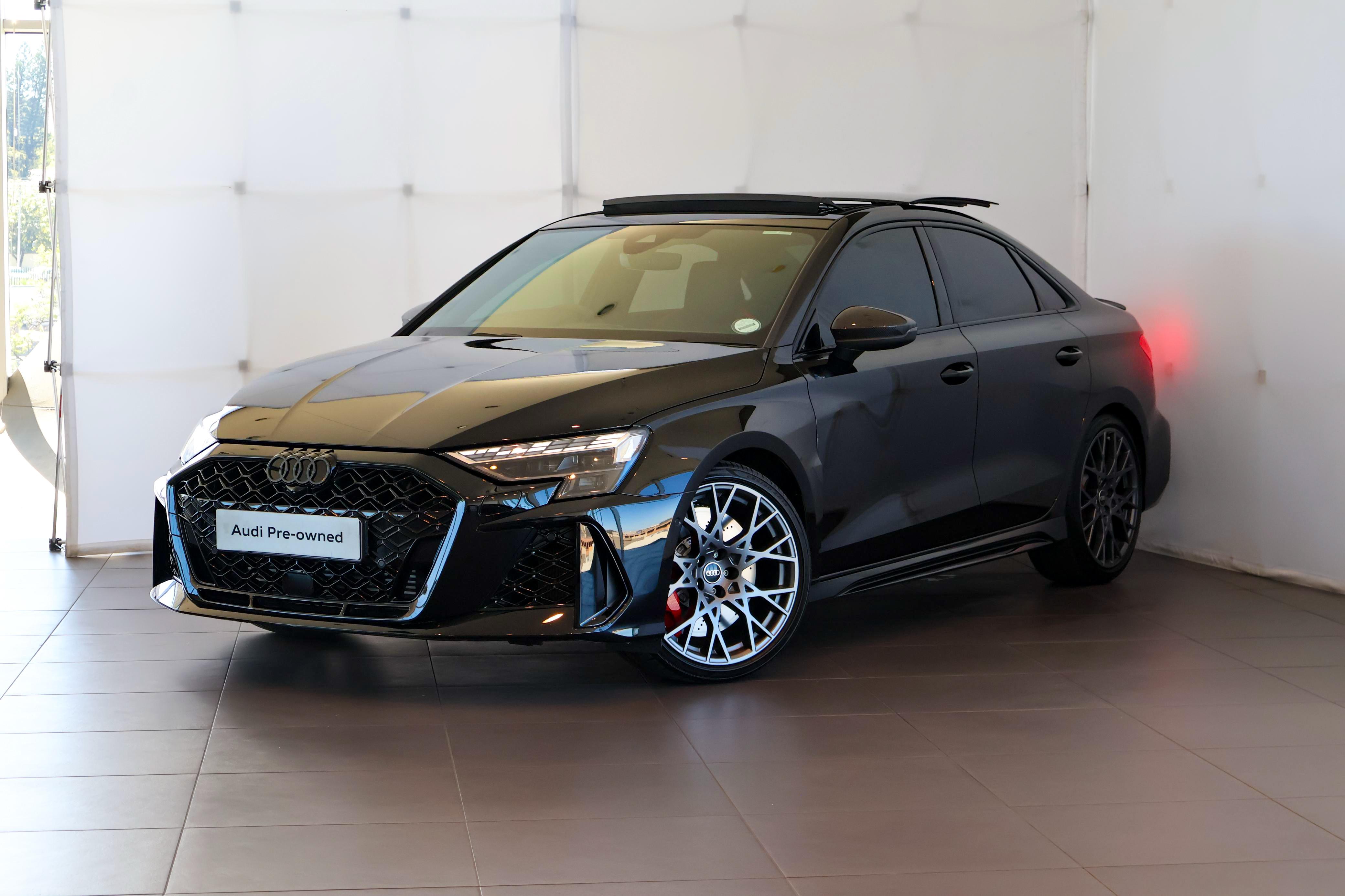 2025 Audi RS3 Quattro S-tronic Q2FyTGlzdGluZzo0NDQ0NjQ R1549995 | Avo Auto