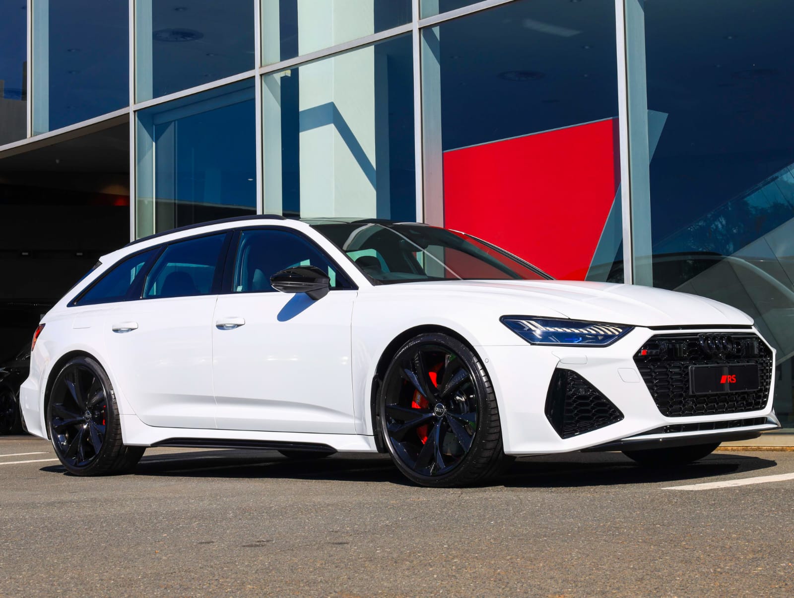 2025 Audi RS6 Avant Performance Quattro Q2FyTGlzdGluZzo0NTE4ODY ...