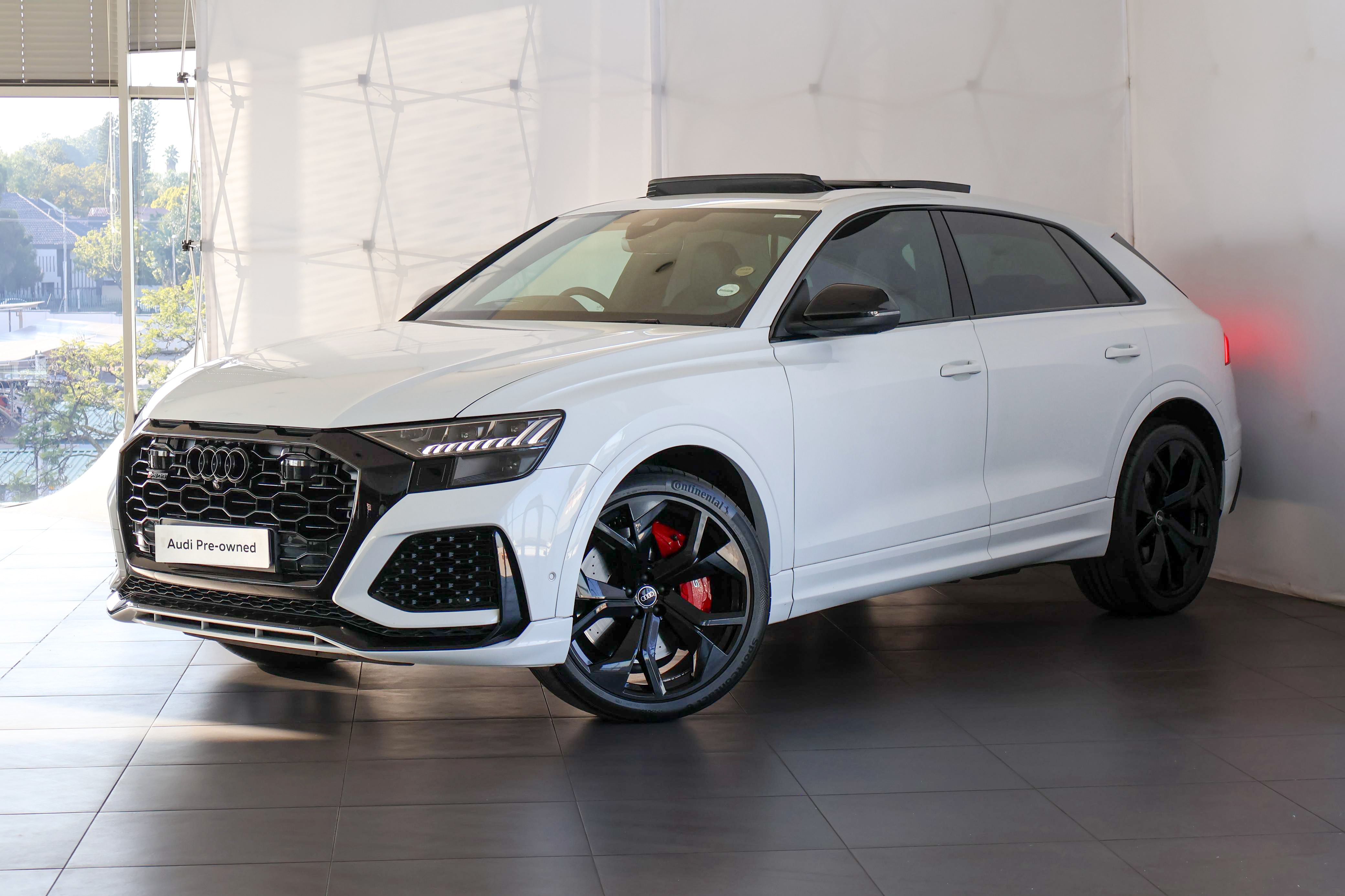 2022 Audi RS Q8 Quattro 441kW Q2FyTGlzdGluZzo0NTg4ODU R2500000 | Avo Auto