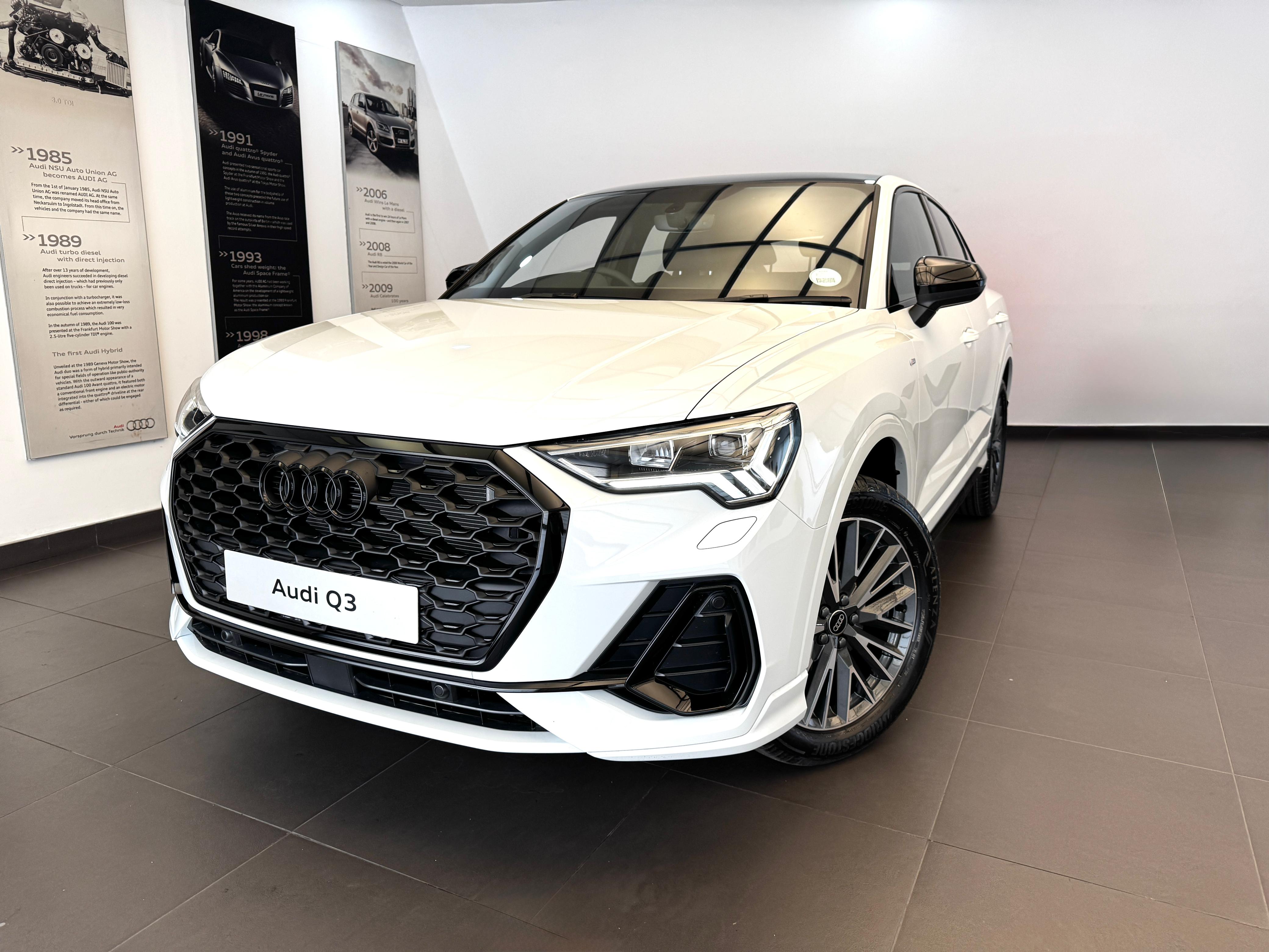 2025 Audi Q3 Sportback 35 TFSi Black Edition Q2FyTGlzdGluZzo0ODQxNDE R949890 | Avo Auto