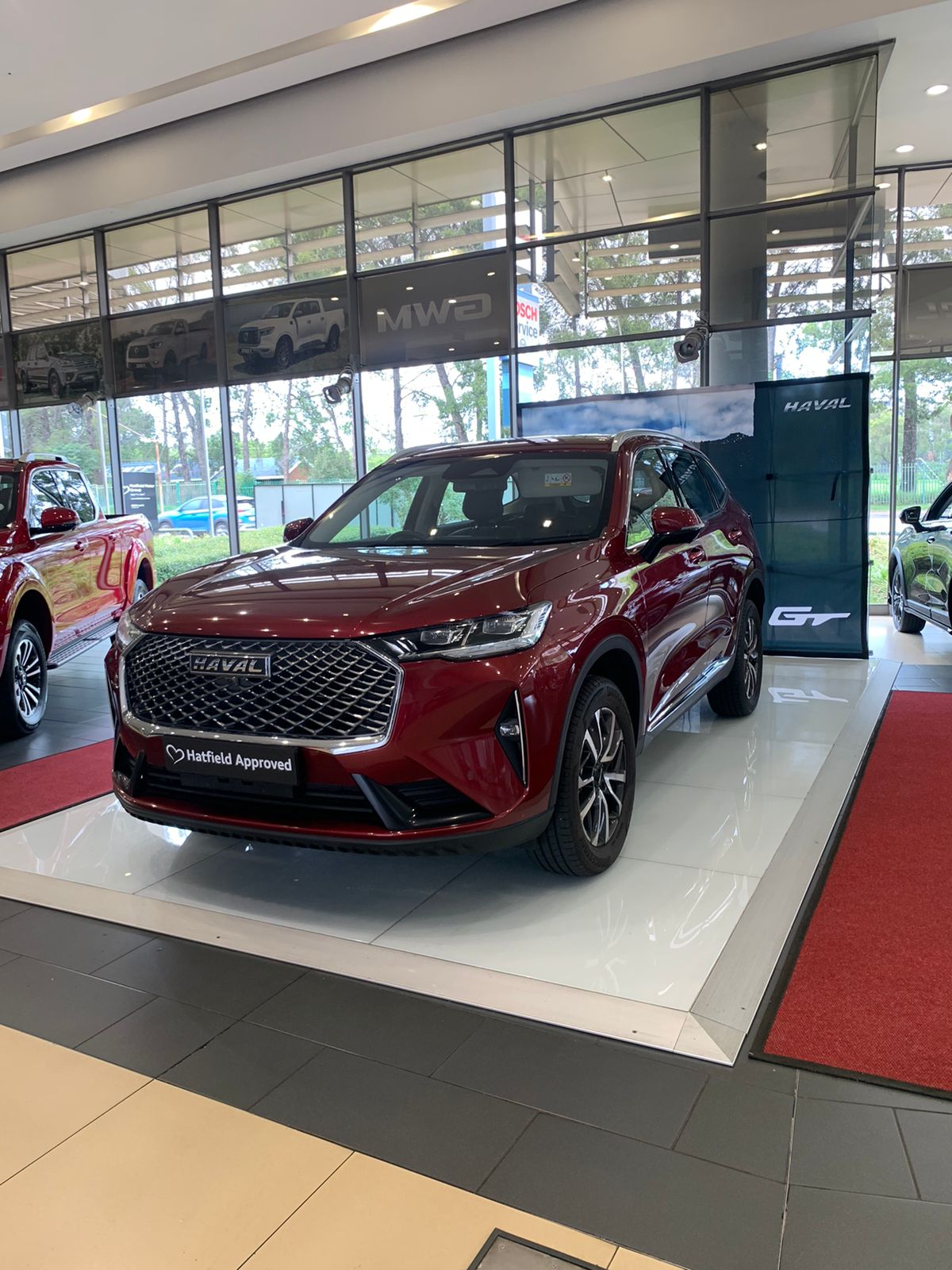 2025 Haval H6 2.0T Luxury DCT Q2FyTGlzdGluZzo0NzQ1NjQ R479000 | Avo Auto