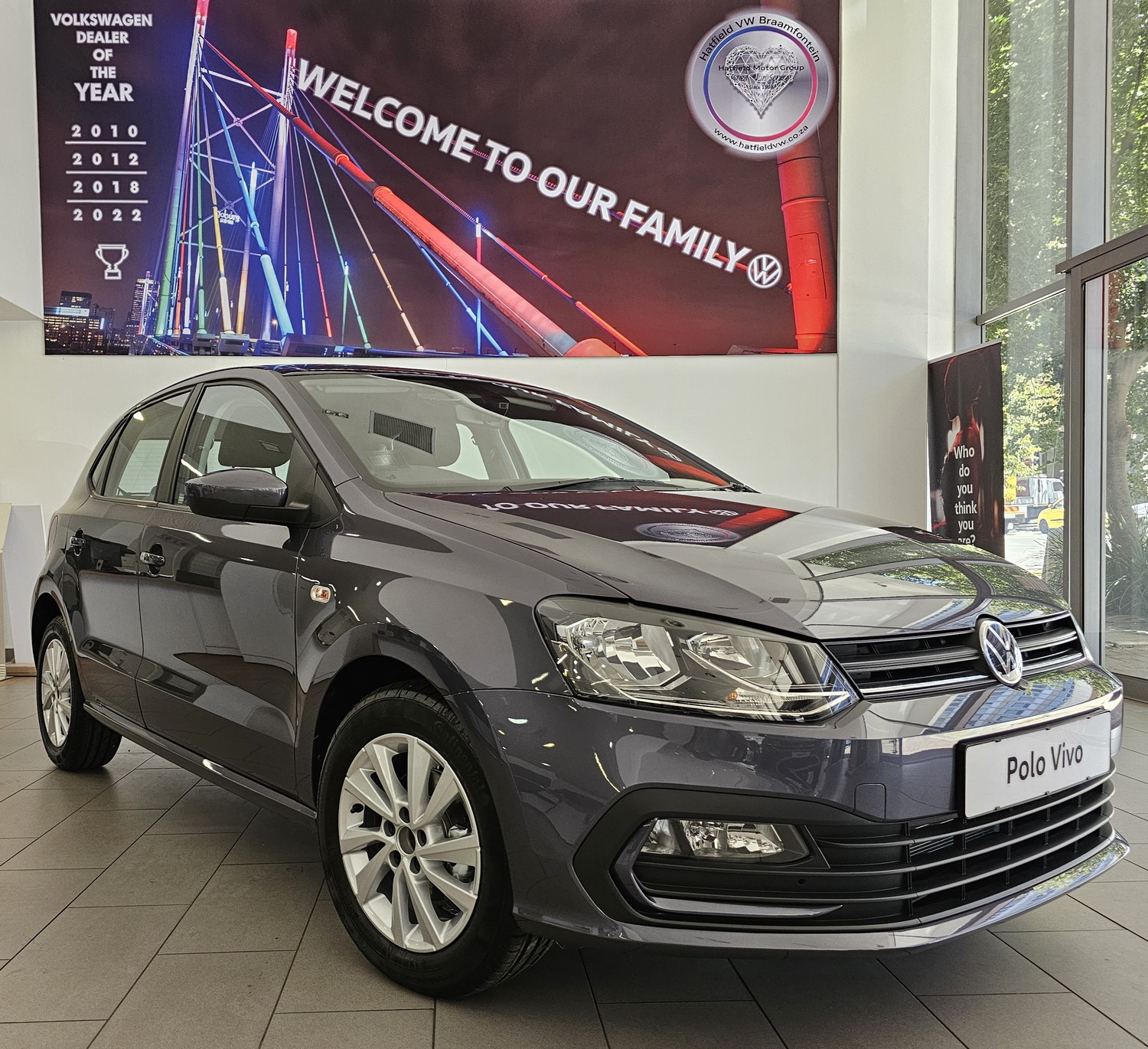 2025 Volkswagen VW Polo Vivo 1.6 Hatch Style Q2FyTGlzdGluZzo0NTg5MDM ...