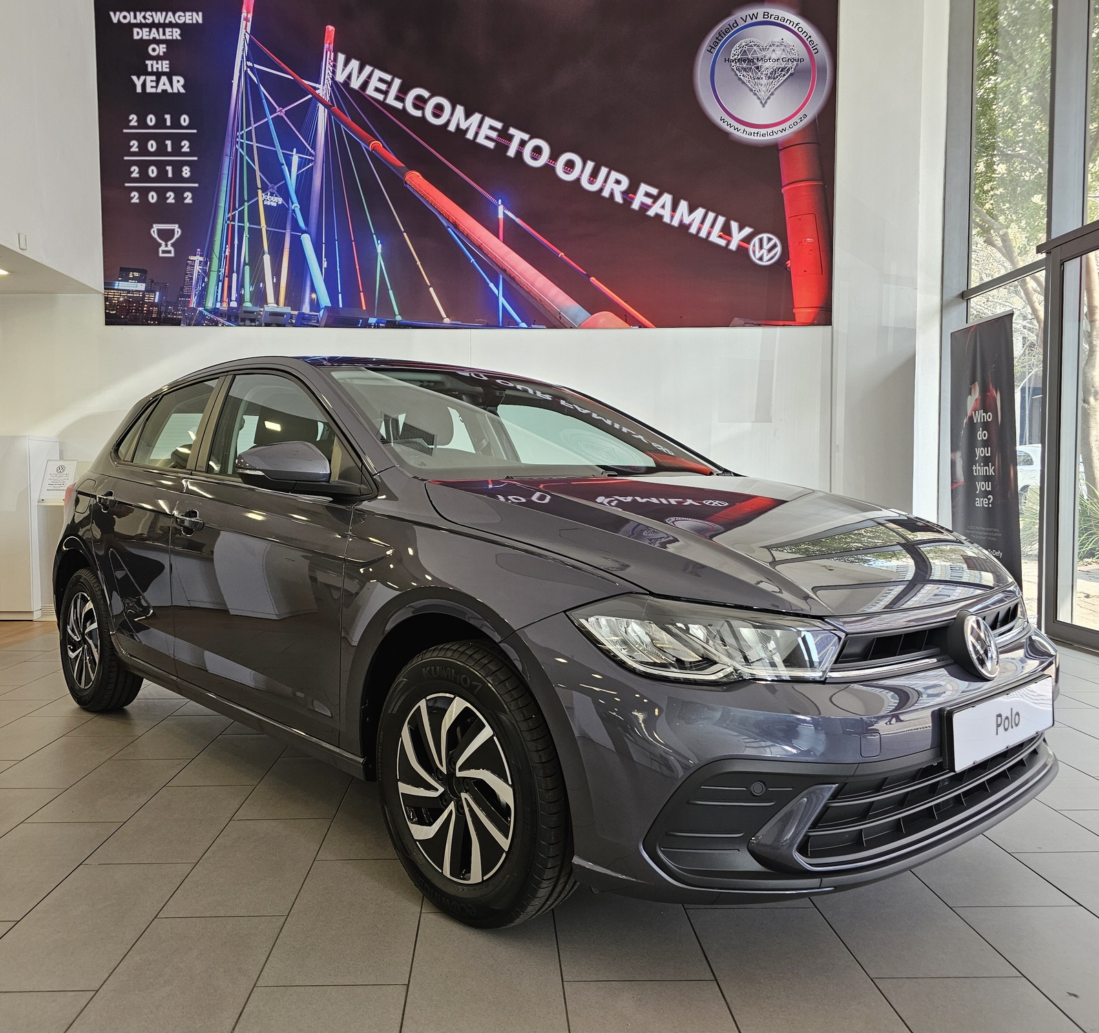 2025 Volkswagen VW Polo Hatch 1.0 TSI 70 kW Q2FyTGlzdGluZzo0NzgwNDE ...