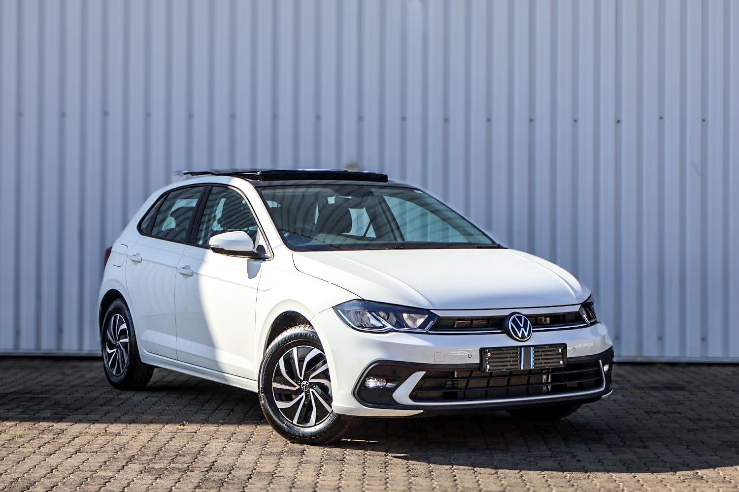 2025 Volkswagen VW Polo 1.0 TSI Life Q2FyTGlzdGluZzo1MDE4ODg R469860 ...