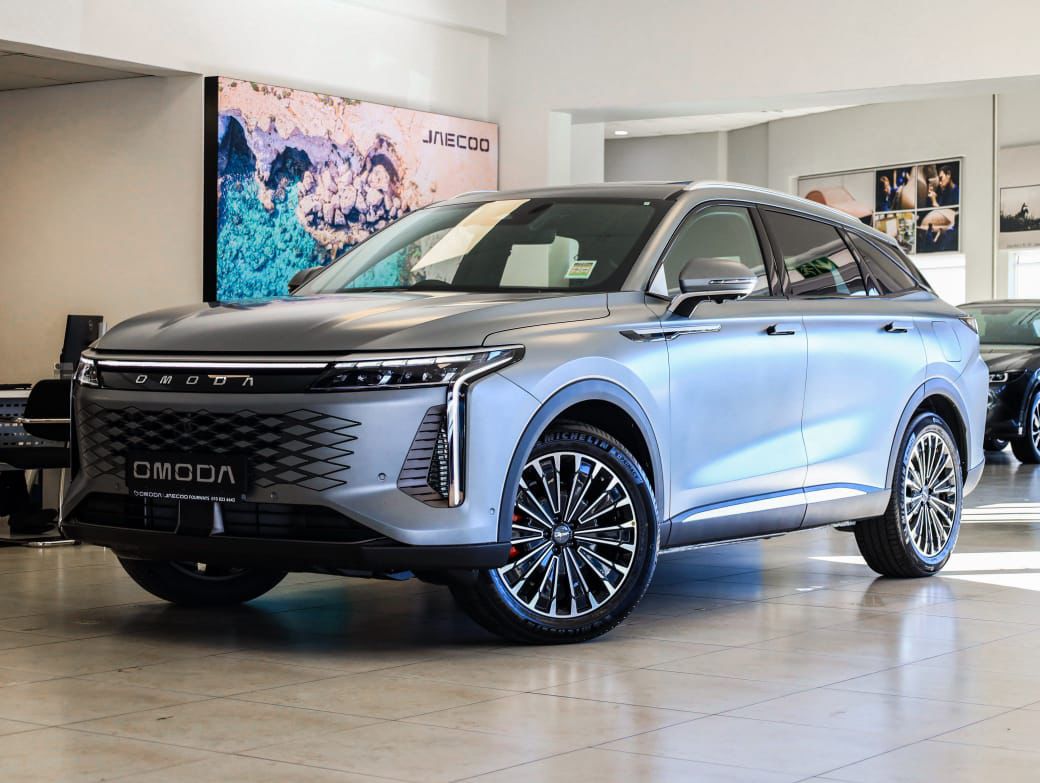 2025 Omoda C9 1.5T PHEV Explore AWD Q2FyTGlzdGluZzo1MDYyNzY R909900 ...