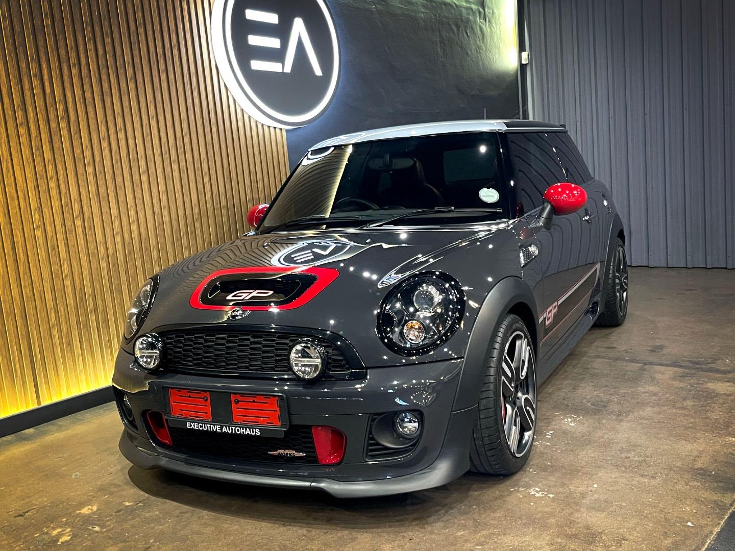 2013 MINI Cooper Mark III JCW GP Q2FyTGlzdGluZzo1MDYzNjc R599900 | Avo Auto