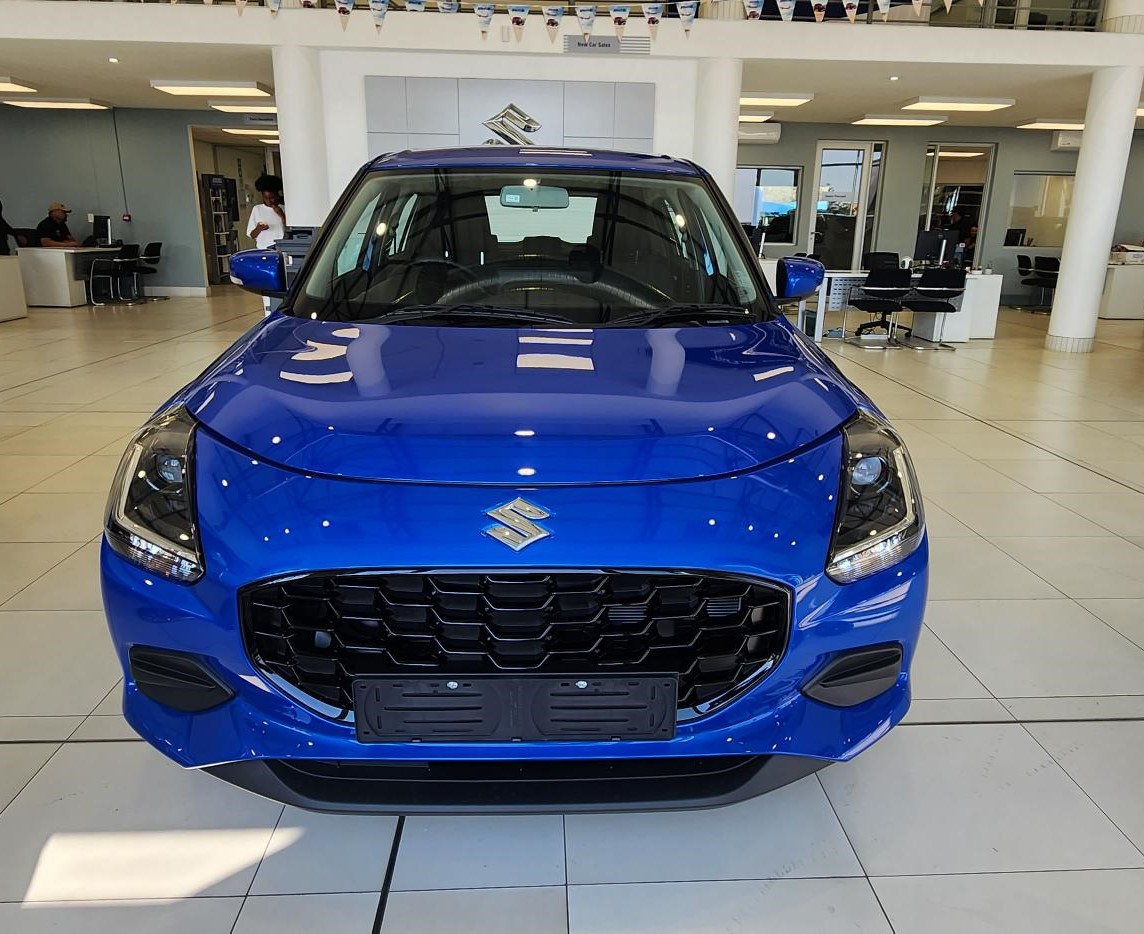 2024 Suzuki Swift 1.2 GL Q2FyTGlzdGluZzo0MDM5MDg R239900 | Avo Auto
