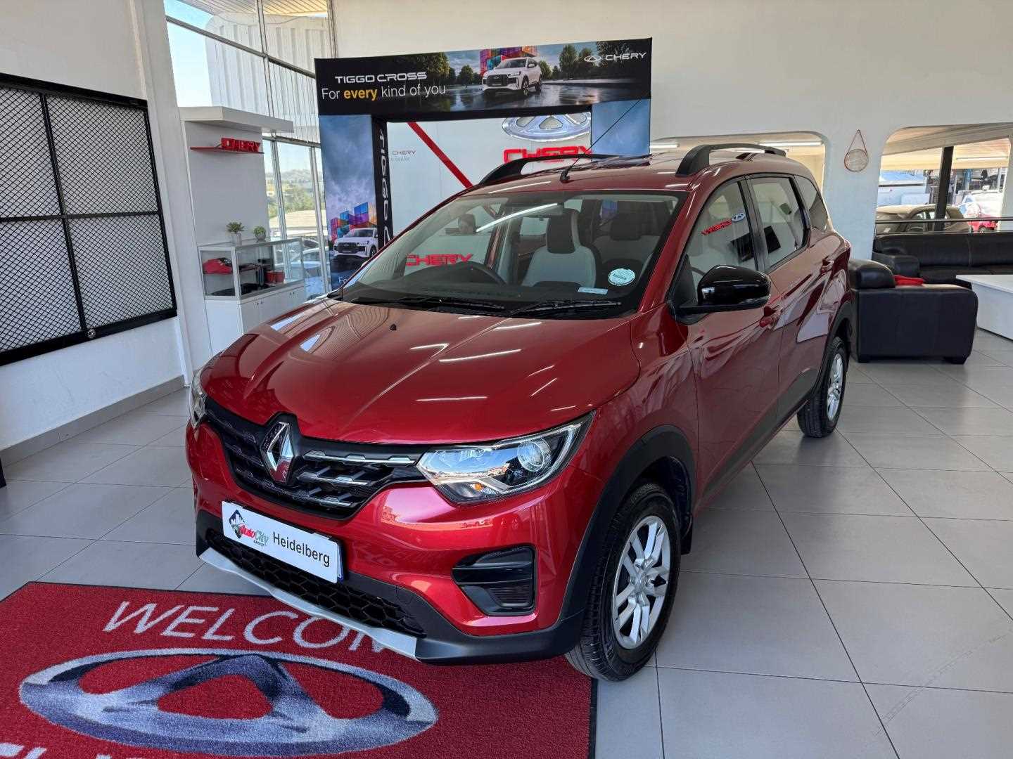 2023 Renault Triber 1.0 Zen Q2FyTGlzdGluZzo0MDA3NTQ R199500 | Avo Auto