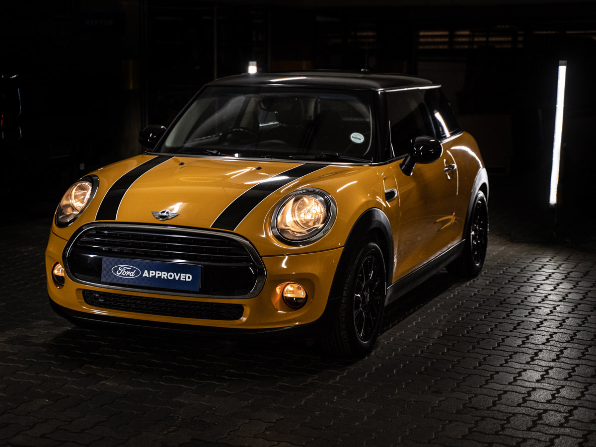 2018 MINI Cooper Mark IV 100 kW Steptronic Q2FyTGlzdGluZzo0NDk3MDM ...