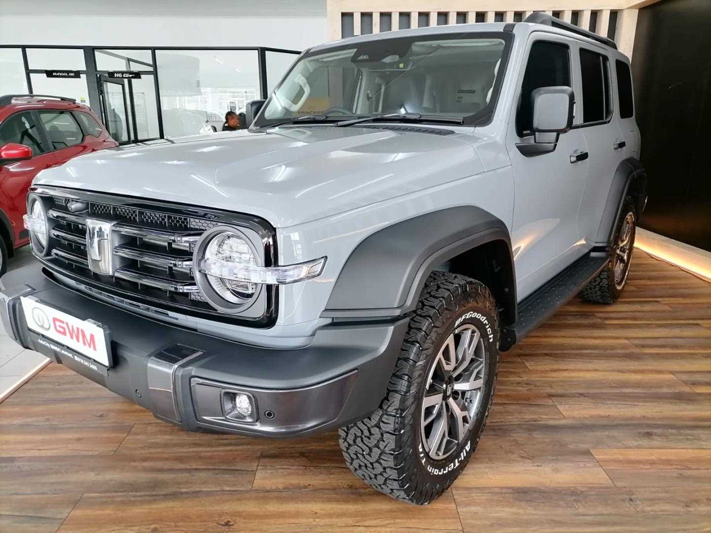 2025 GWM Tank 300 2.0T Super Luxury Hybrid Auto 4x4 ...