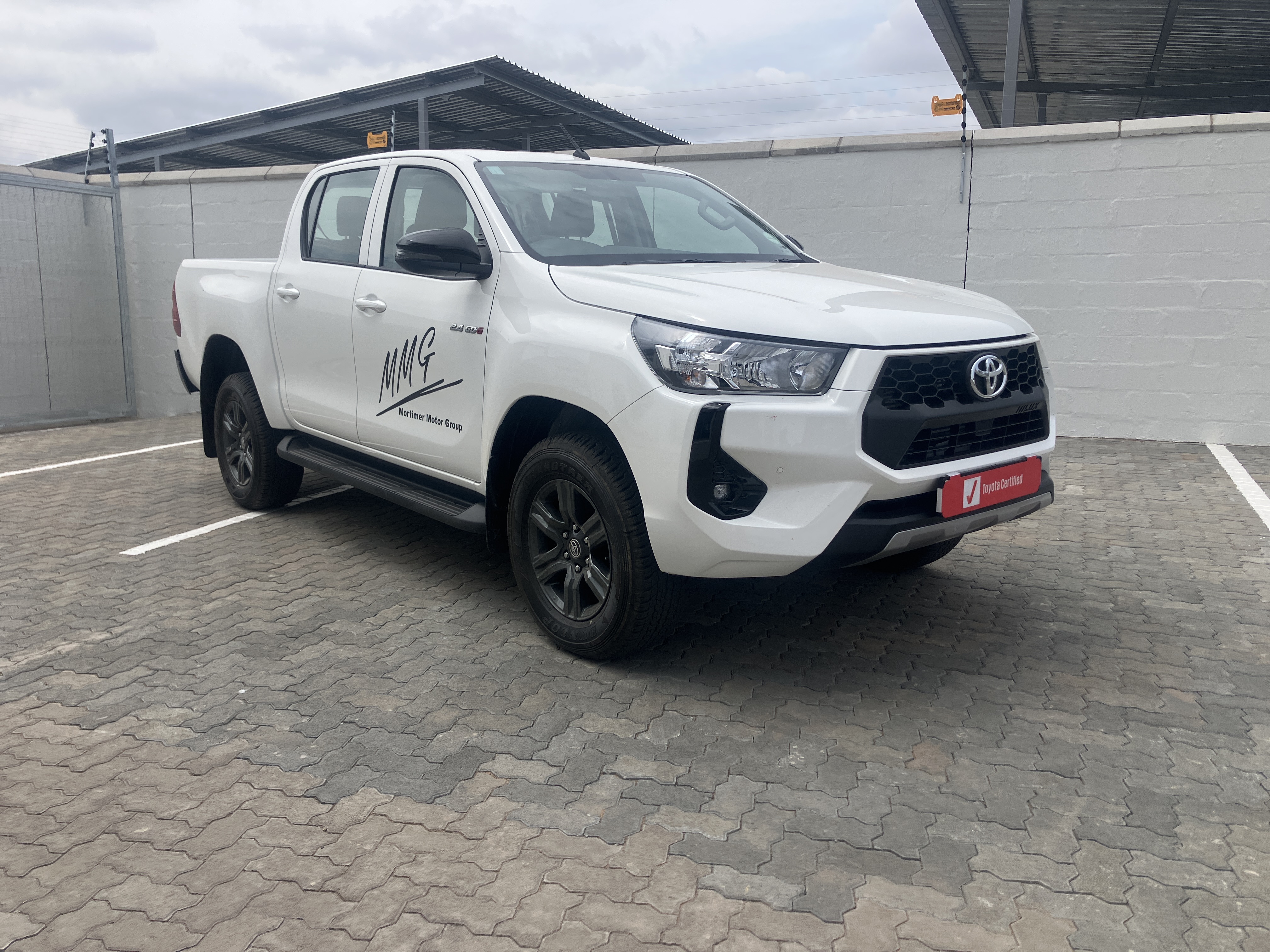 2024 Toyota Hilux 2.4 GD-6 RB Raider Double Cab Q2FyTGlzdGluZzozNDU0MDE ...