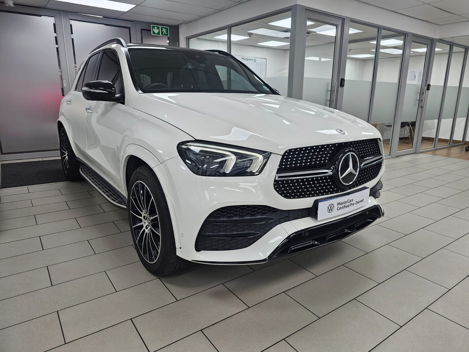 2020 Mercedes Benz GLE Class GLE 400d 4Matic Q2FyTGlzdGluZzo0MjczMTg ...