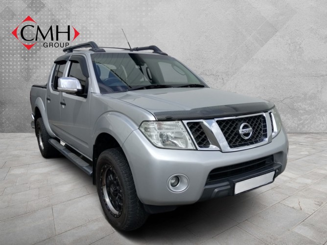 2015 Nissan Navara 2.5 dCi Double Cab LE 4X4 Auto ...