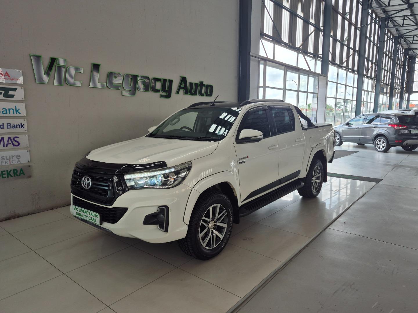 2017 Toyota Hilux 2.8 GD-6 Double Cab Auto Q2FyTGlzdGluZzo0MDQ2ODc ...