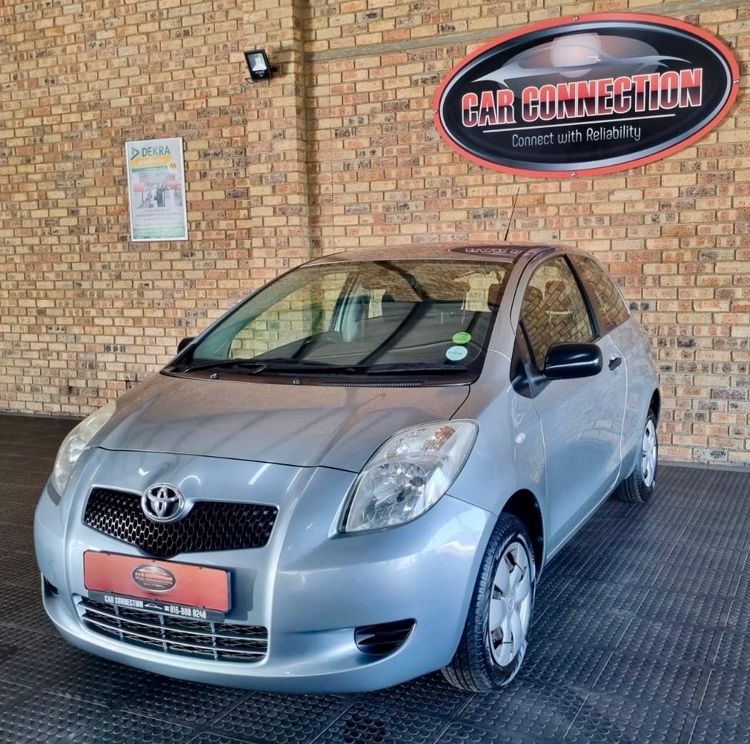 2006 Toyota Yaris T1 3 Door AC Q2FyTGlzdGluZzozMTc5NzE R79950 | Avo Auto