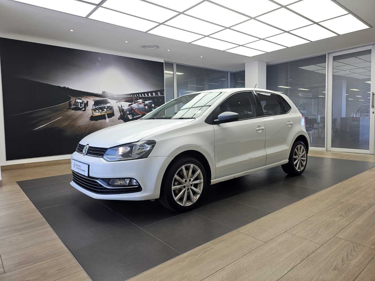 2016 Volkswagen VW Polo 1.2 GP TSi Highline DSG Q2FyTGlzdGluZzo0MDQ1OTk ...