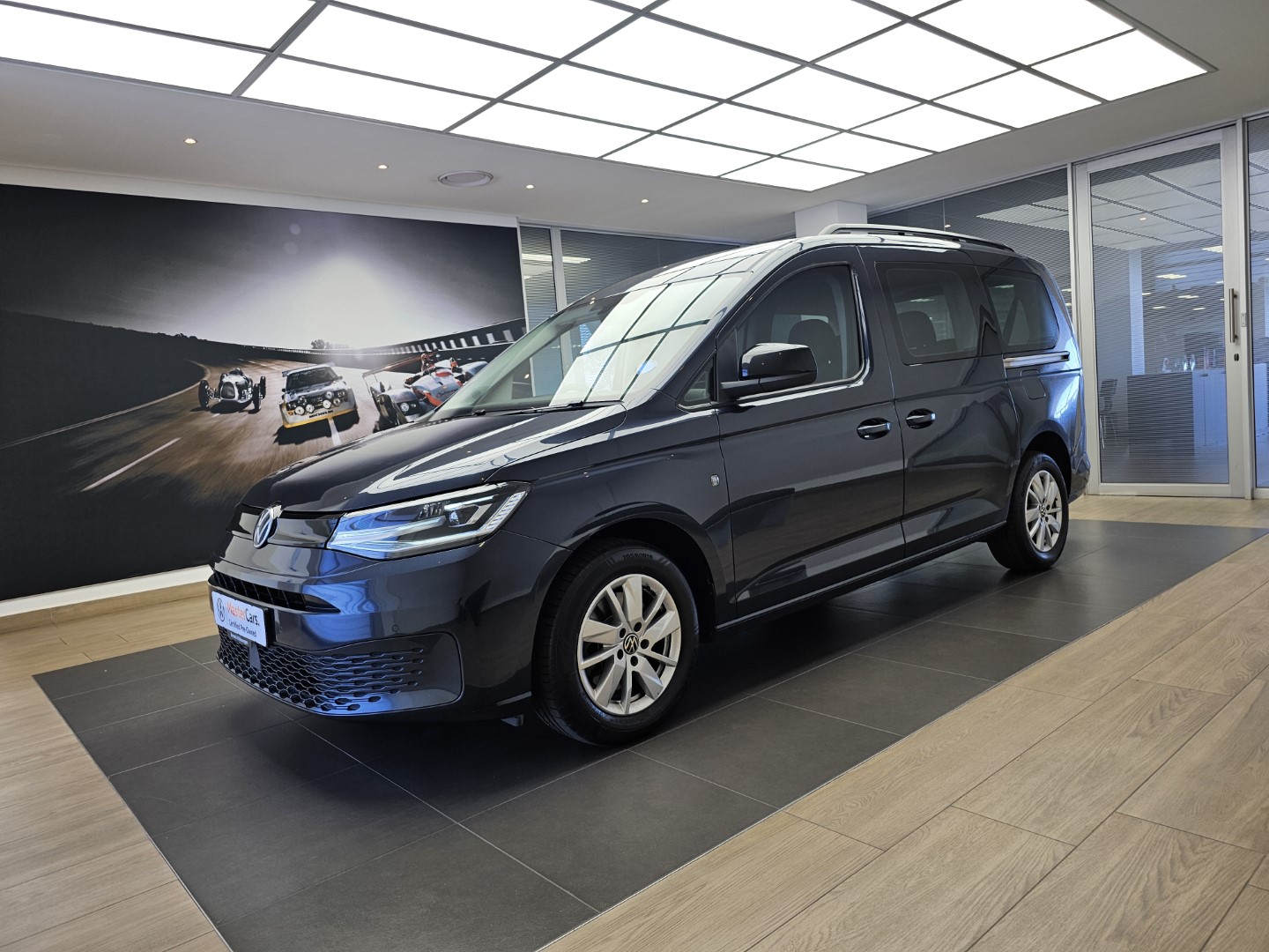 2022 Volkswagen VW Caddy Maxi 2.0 TDi Q2FyTGlzdGluZzo0MjUxNTE R439900 ...