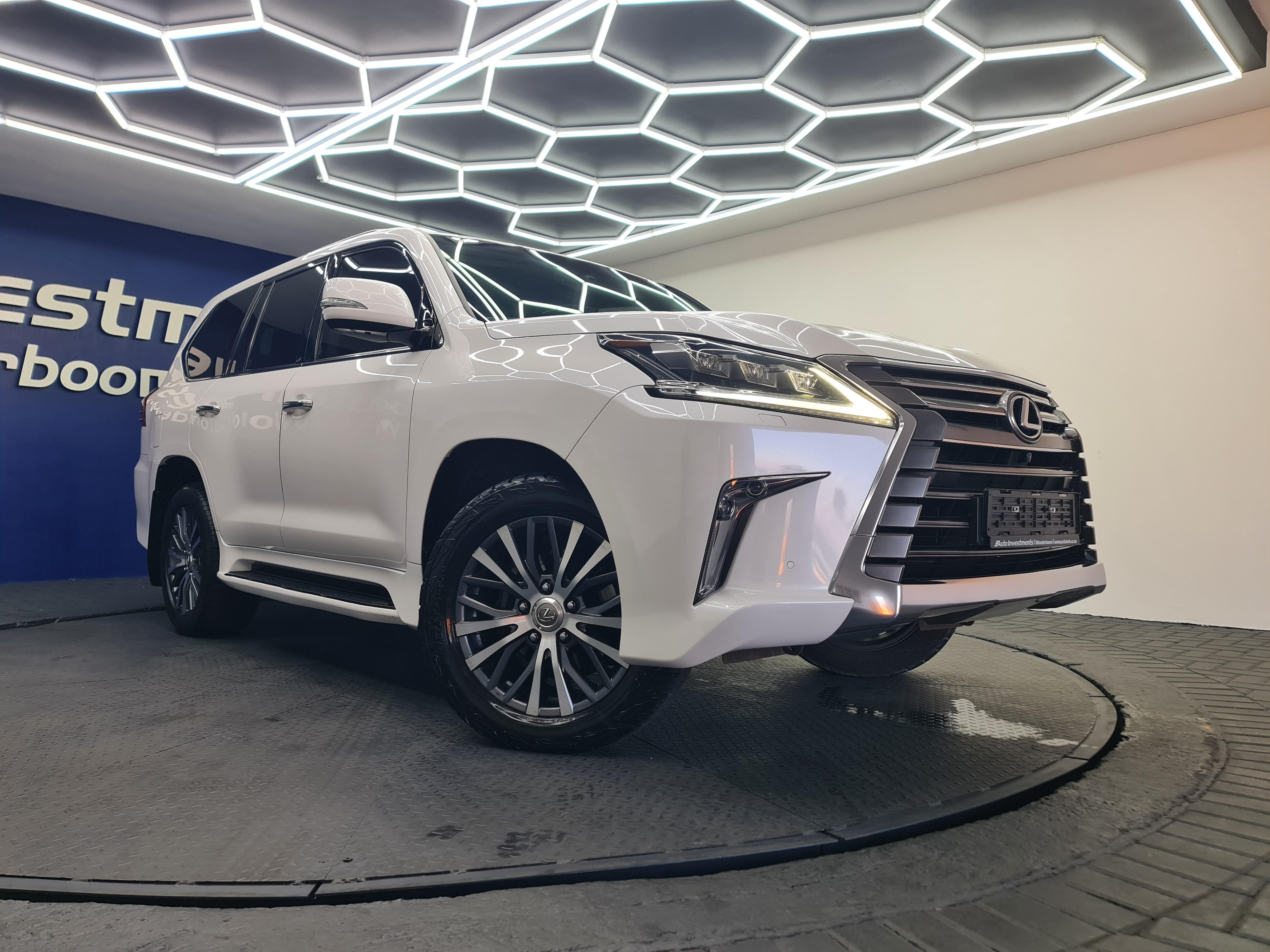 2015 Lexus LX 450 TD V8 Q2FyTGlzdGluZzo0NzA5NTA R999995 | Avo Auto