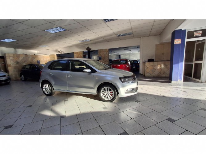 2018 Volkswagen VW Polo Vivo 1.6 Hatch Comfortline Tiptronic 5 Door ...