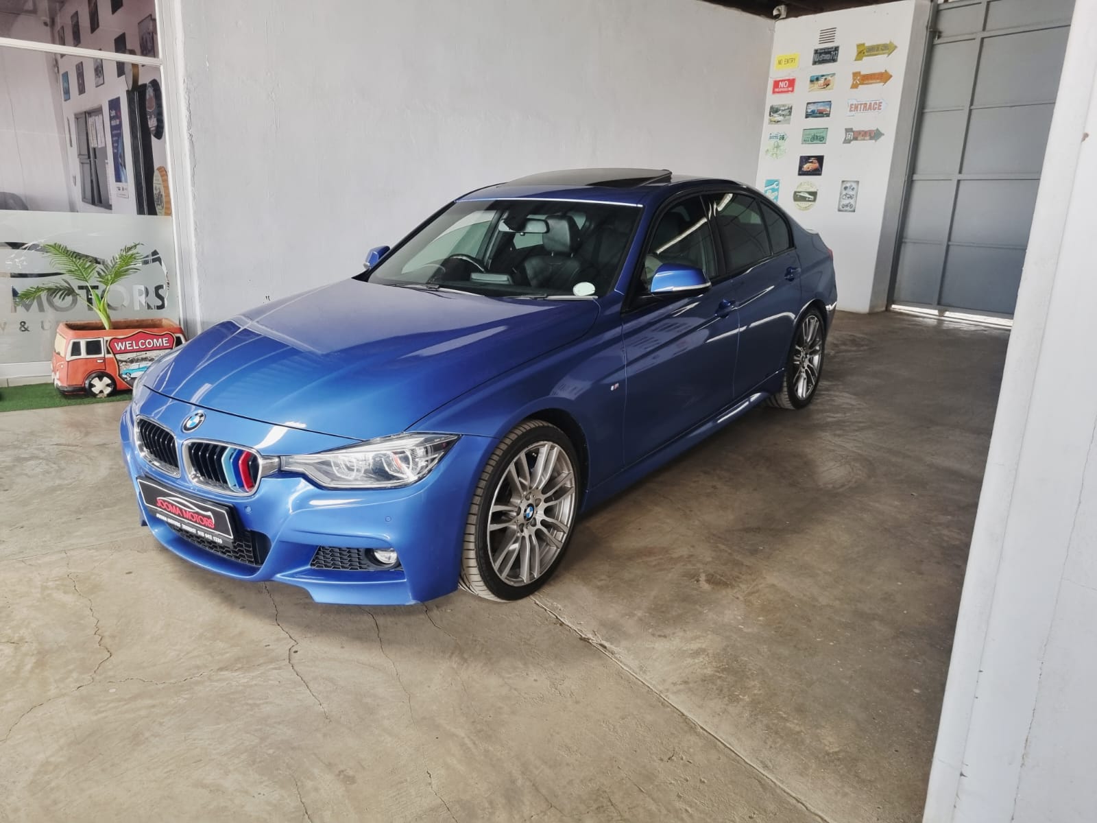 2016 BMW 320 - F30 320d F30 M-Sport Auto Q2FyTGlzdGluZzo1MDE1NjY ...