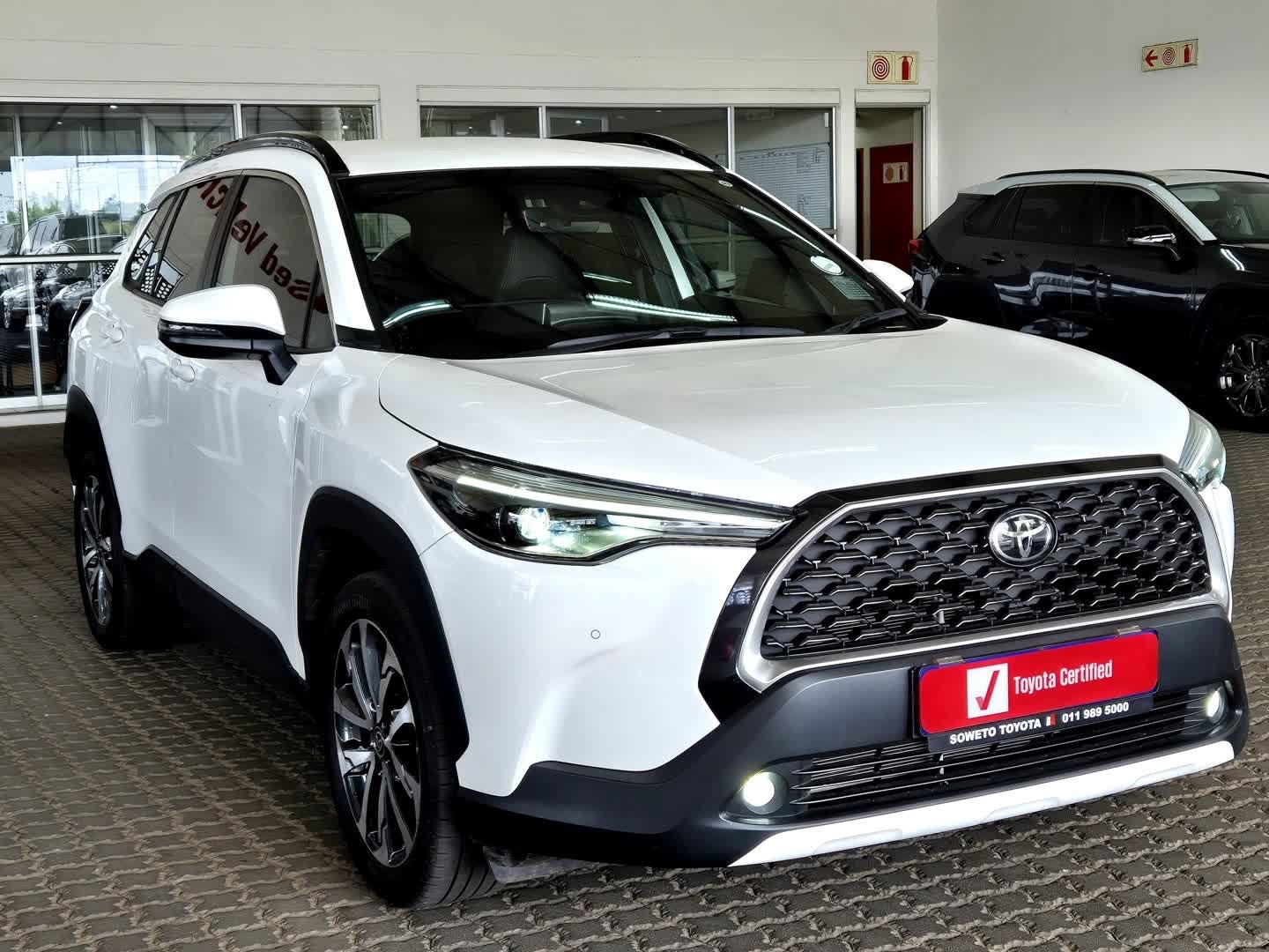 2025 Toyota Corolla Cross 1.8 XR Q2FyTGlzdGluZzo0NzU2MDc R439900 | Avo Auto