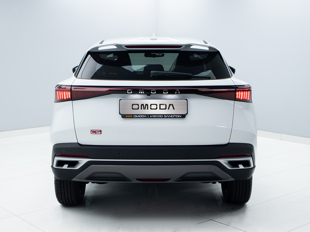 2025 Omoda C5 1.5 Street Q2FyTGlzdGluZzo0MTQ1NTQ R329900 | Avo Auto