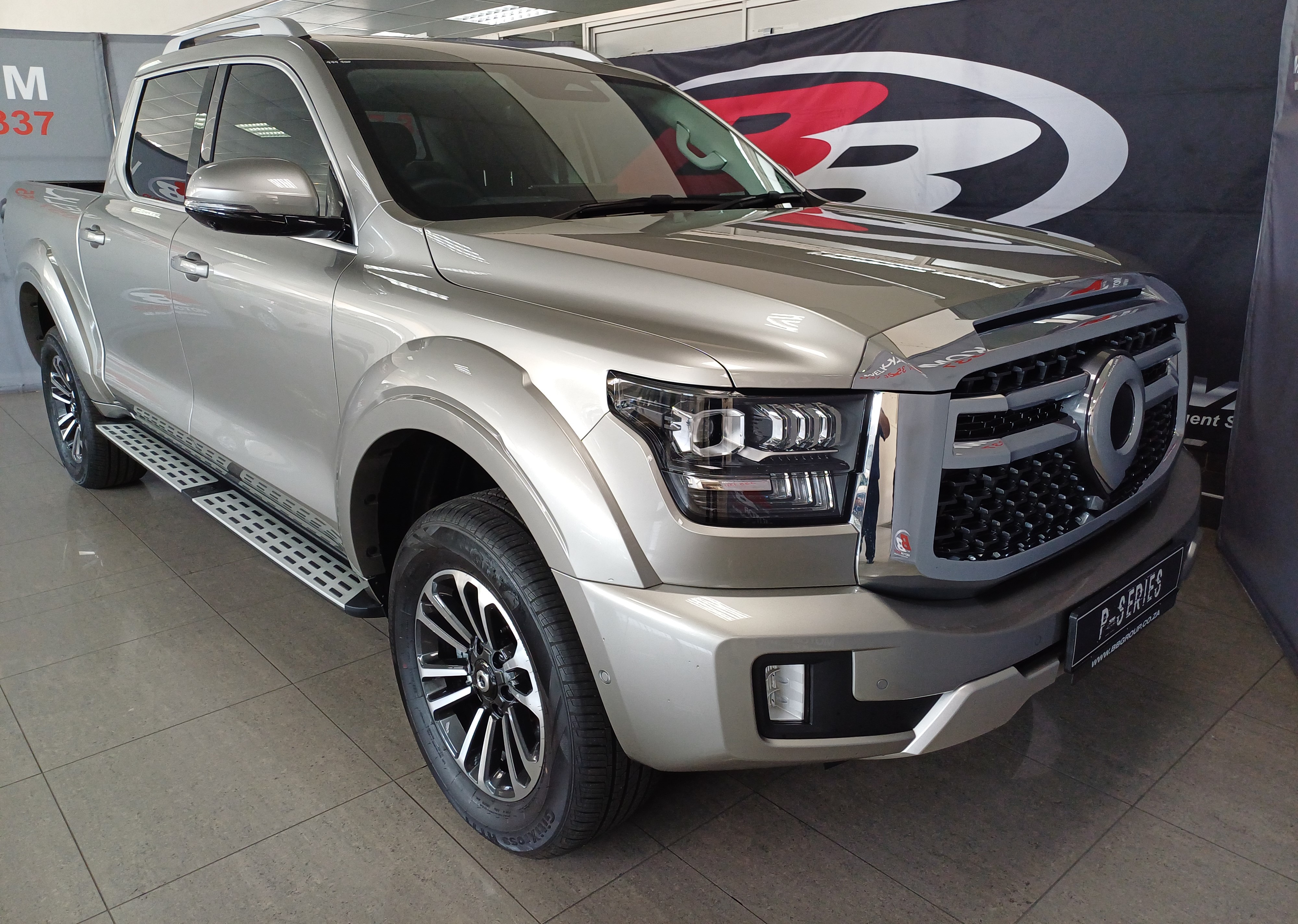 2025 GWM P500 2.0T Ultra Luxury Hybrid Double Cab Auto 4x4 ...