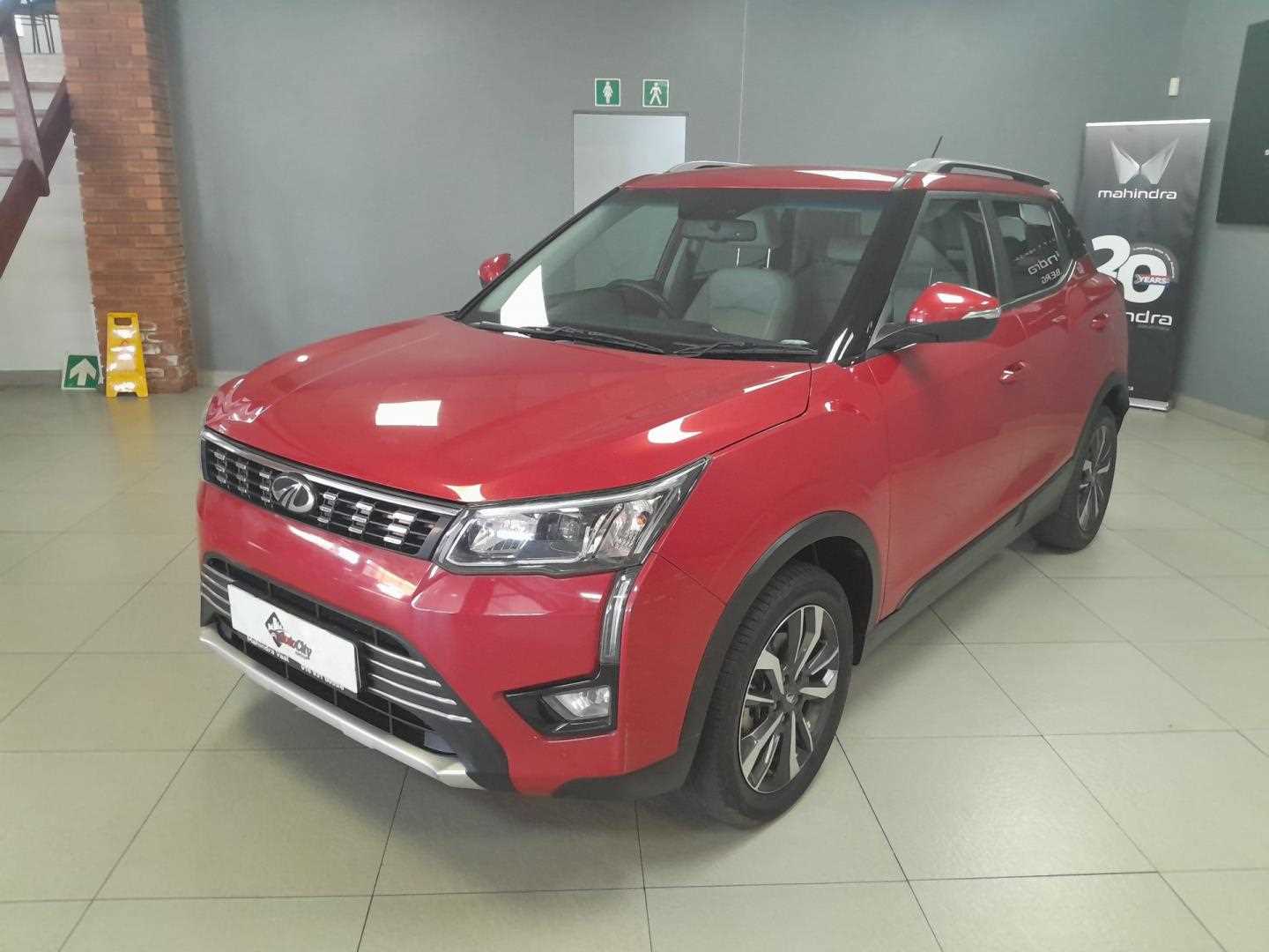 2020 Mahindra XUV 300 1.5D W8 Q2FyTGlzdGluZzo0MTU3NDY R219800 | Avo Auto