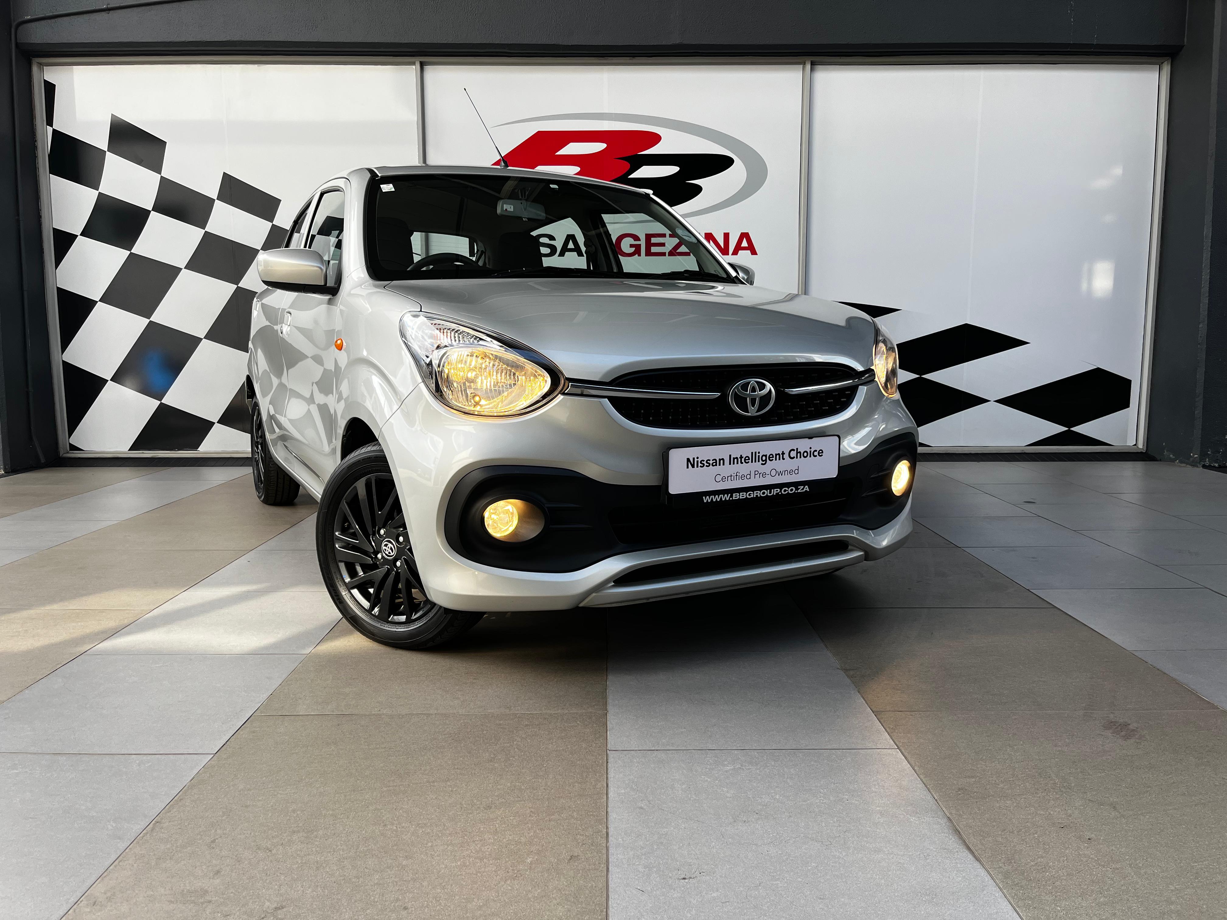 2024 Toyota Vitz 1.0 XR Q2FyTGlzdGluZzo0OTY1NjQ R185900 | Avo Auto