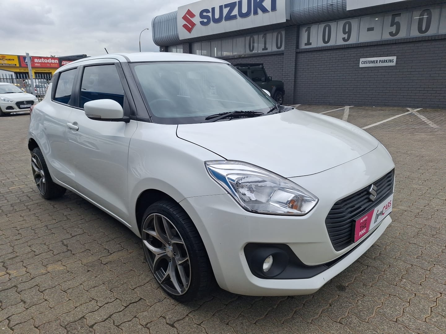 2019 Suzuki Swift 1.2 GL Hatch Q2FyTGlzdGluZzo0NDE0OTY R149700 | Avo Auto