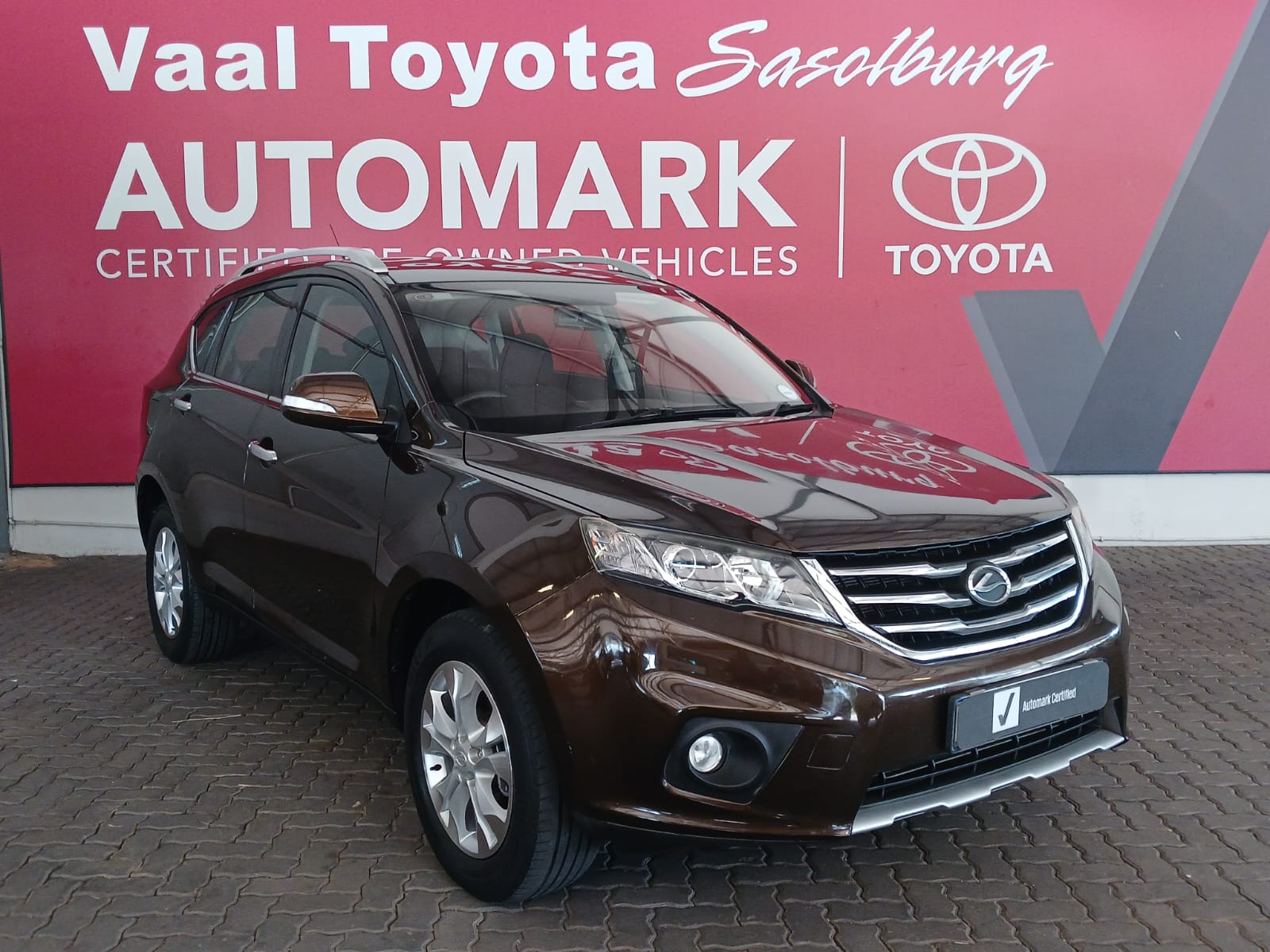 2020 JMC Landwind 2.0T LX Q2FyTGlzdGluZzo0MDc5NDk R149900 | Avo Auto