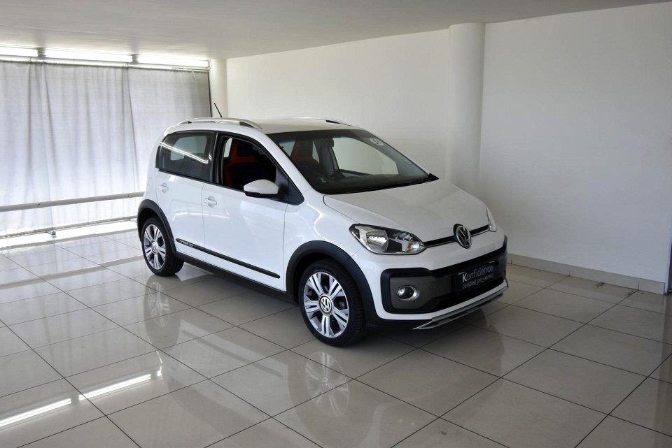 2018 Volkswagen VW Up Cross up 5 Door Q2FyTGlzdGluZzozNjEyNTI R179900 ...